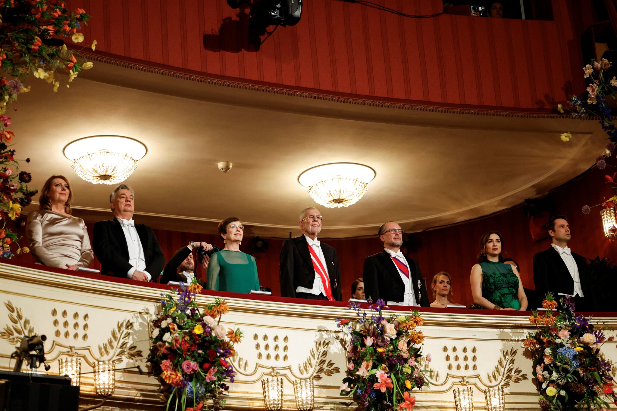Bildergalerie: Diese Spitzenpolitiker waren am Wiener Opernball 2025 - Wien