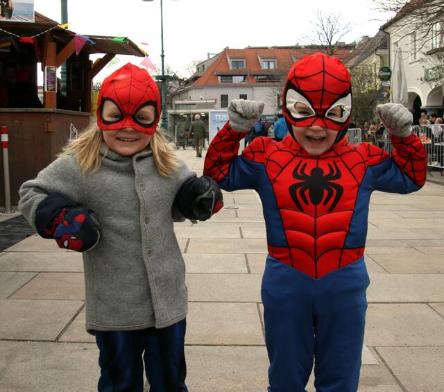 Faschingsumzug 2025 in Tulln: Tulli Tulli die Narren sind wieder los ...