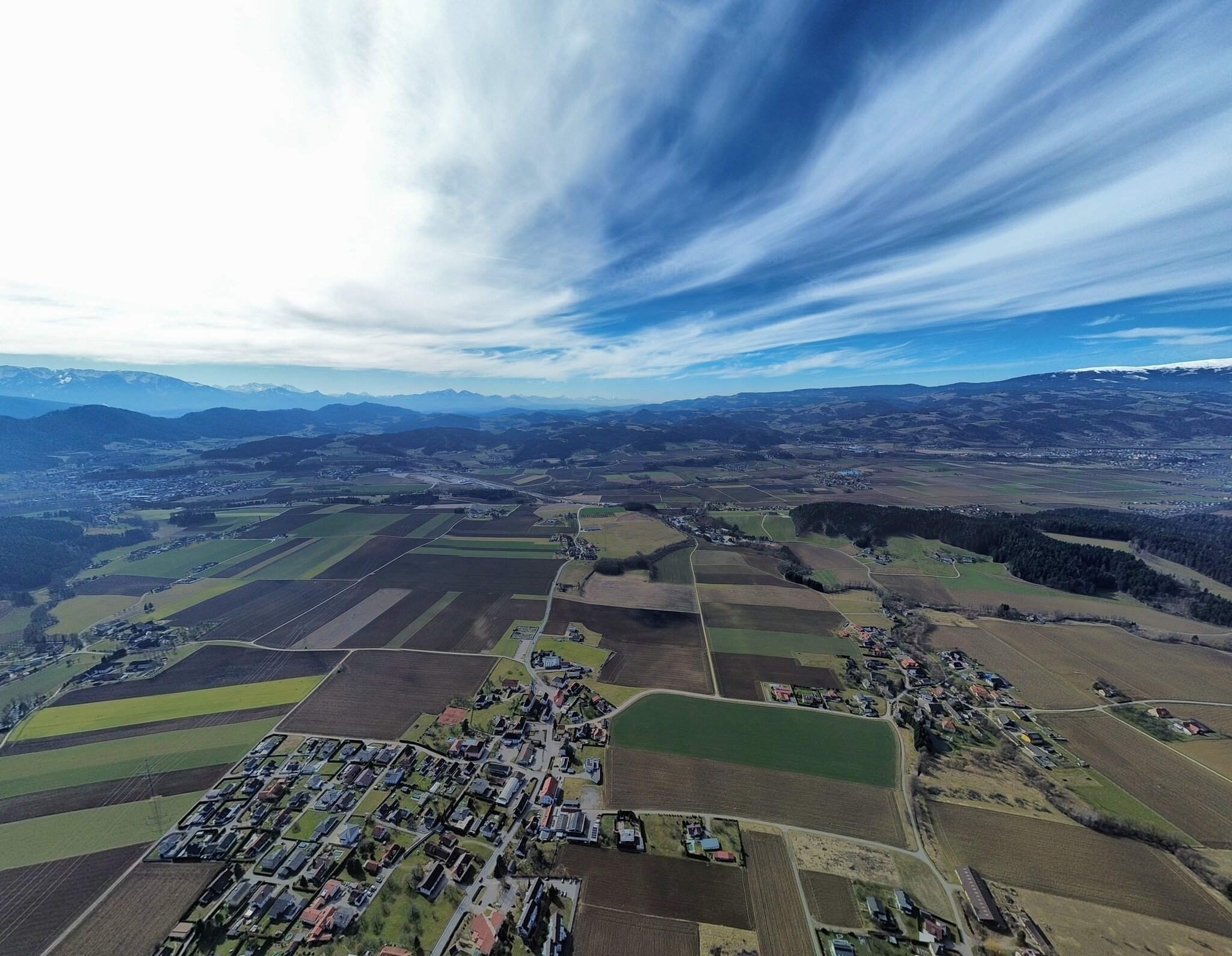Über den Wolken muss die Freiheit wohl grenzenlos sein - Lavanttal
