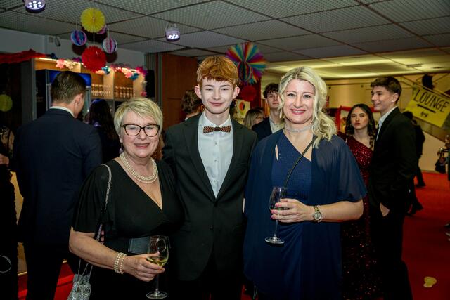 Highlight der Ballsaison: BG/BRG Viktring lud zum Rosenball - Klagenfurt