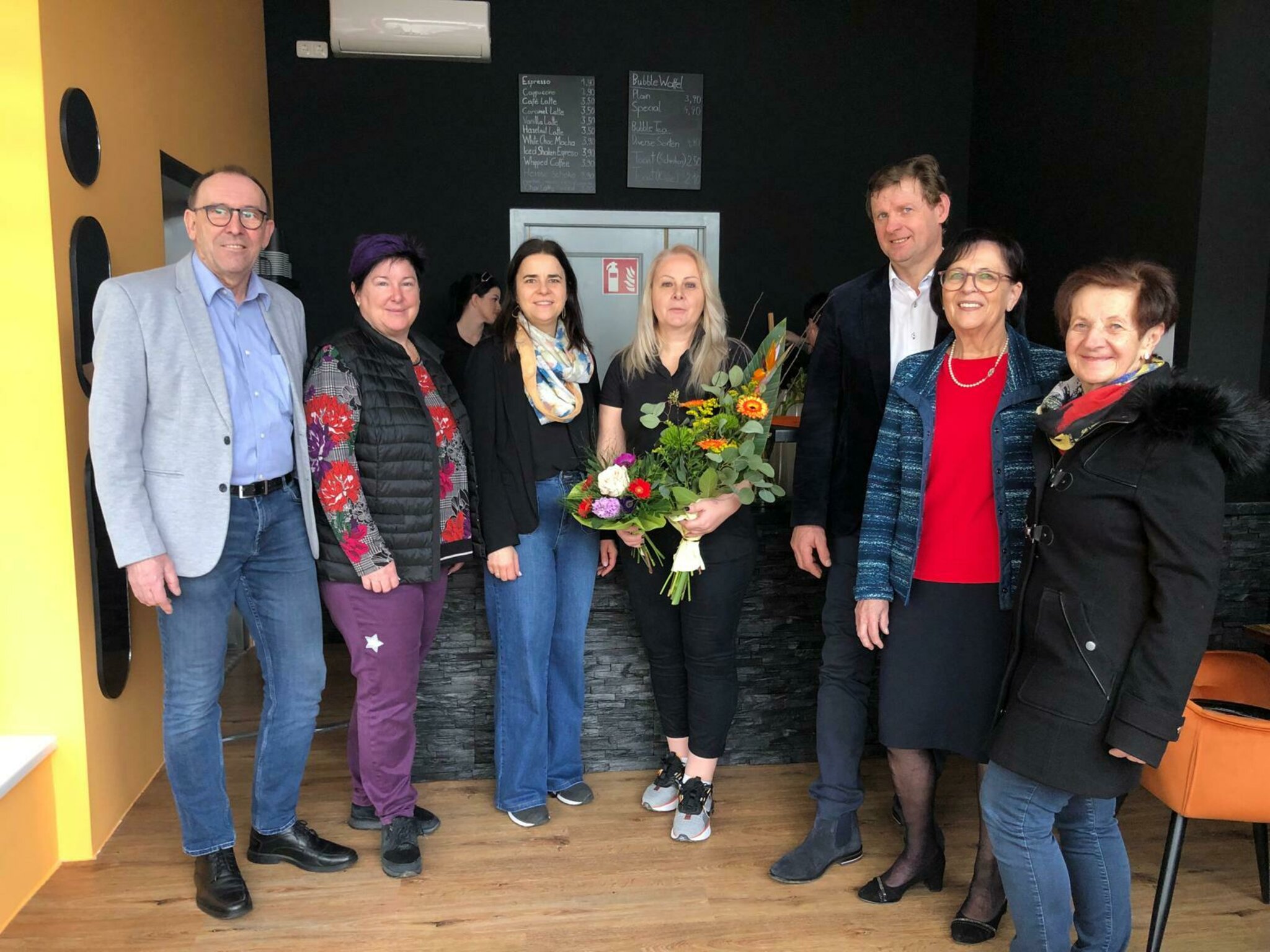 Neuer Treffpunkt: Das Café Penash hat in Oberpullendorf eröffnet ...