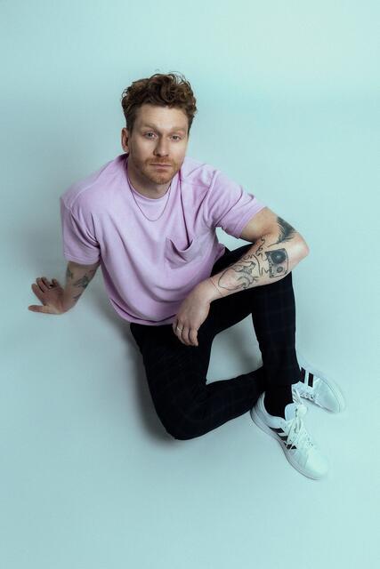 "Slick-Pop": Lucas Fendrich präsentiert sein "rezeptfreies" Album in ...