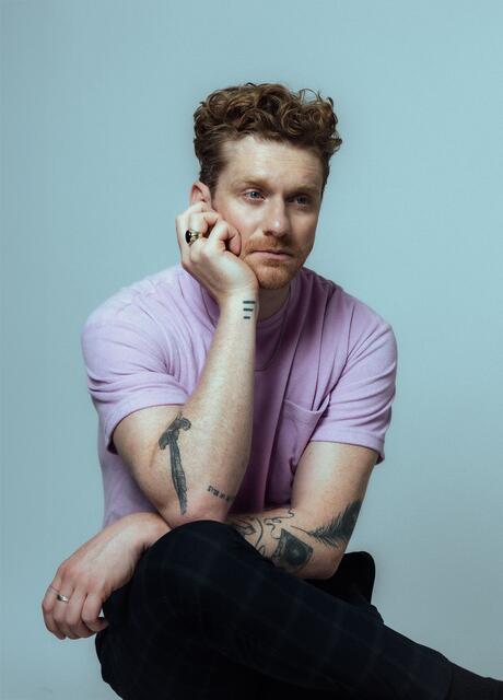 "Slick-Pop": Lucas Fendrich präsentiert sein "rezeptfreies" Album in ...
