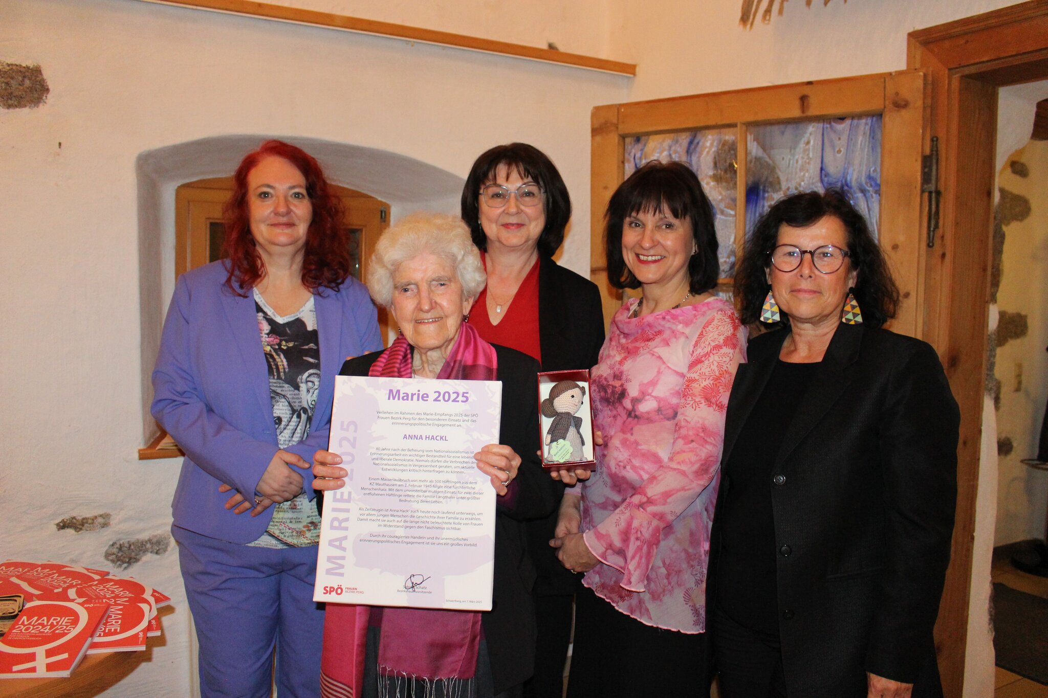 Schwertberg: Ehrung für Anna Hackl bei "Marie-Empfang" - Perg