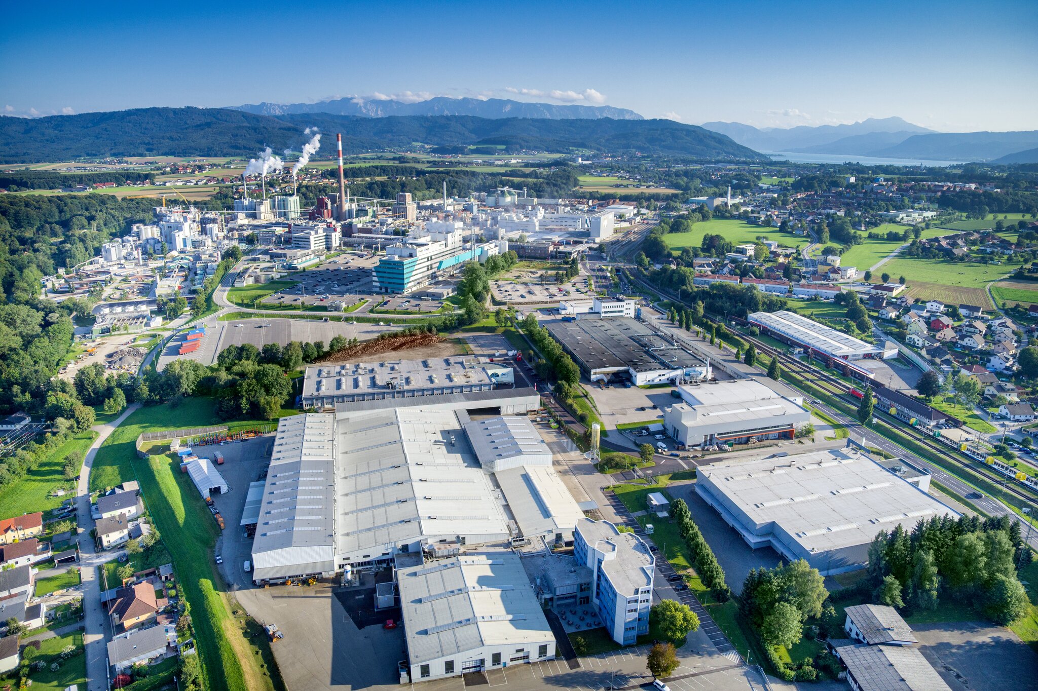 Bilanz 2024: Lenzing AG trotz 138 Millionen Euro Minus positiv gestimmt ...