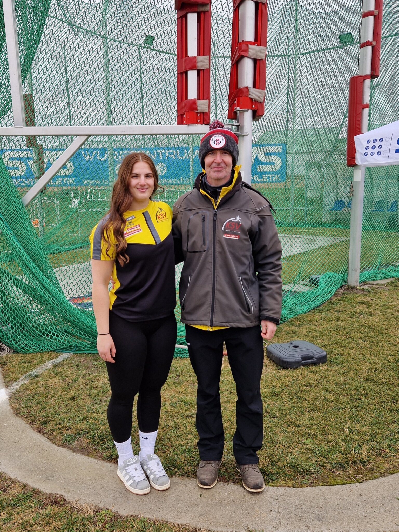 KSV-Leichtathletik: Leonie Moser wirft neuen Steirischen Landesrekord ...