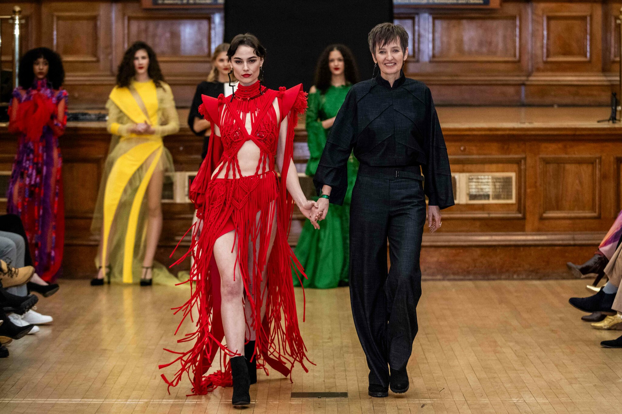 Christa Franz: Shows auf den Fashionweeks in London und Milan ...