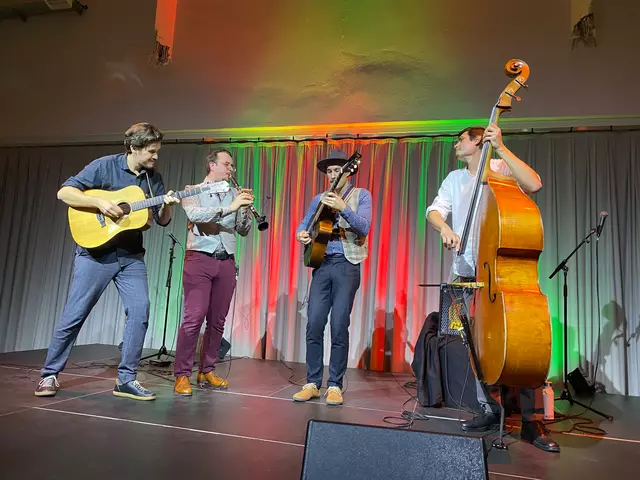 Moritz Weiß Klezmer Trio: Klangspektakel im Alten Kino in Leibnitz ...
