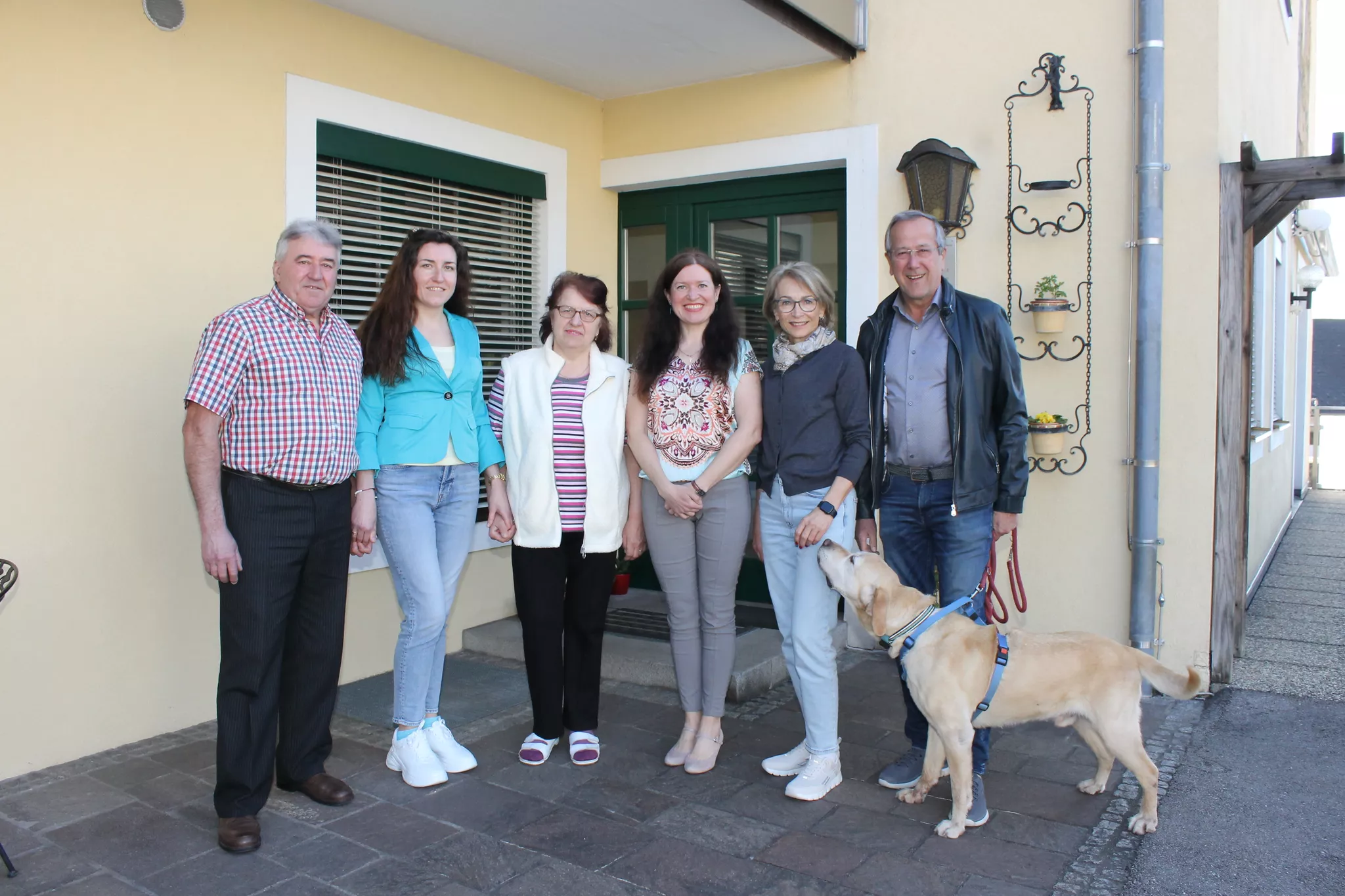 Familie Zellinger nimmt fünfköpfige Familie auf: Ukrainische Familie ...