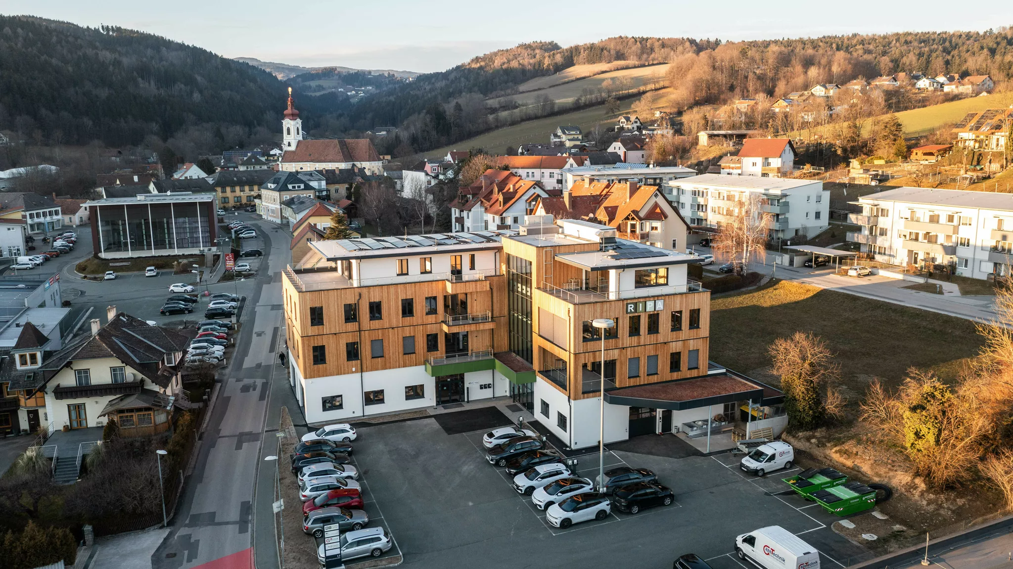 Baureportage Ringhofer Gruppe: Die Ringhofer Gruppe ist unter neuem ...