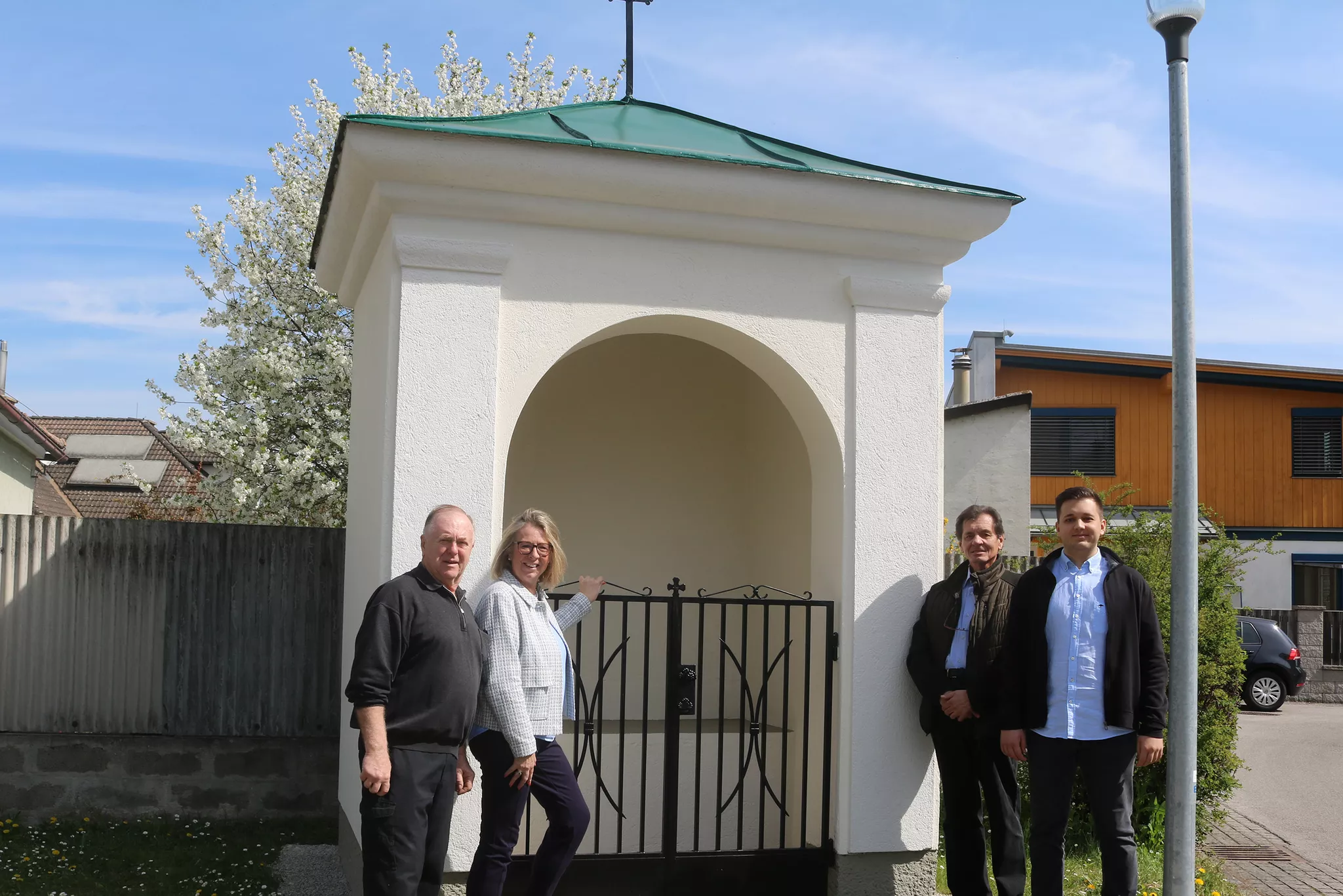 Nach Sanierung: Wegkapelle in Mannswörth erstrahlt in neuem Glanz - Schwechat
