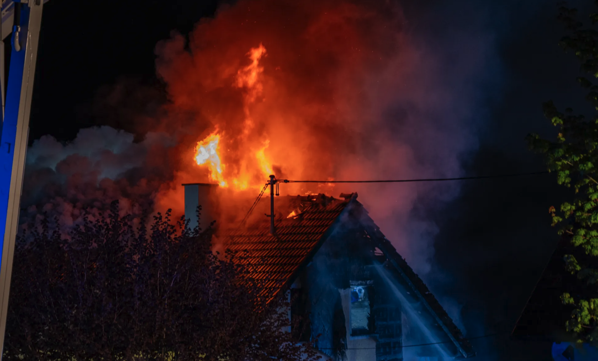 Tragwein: 54-jährige Frau aus brennendem Haus gerettet - Freistadt