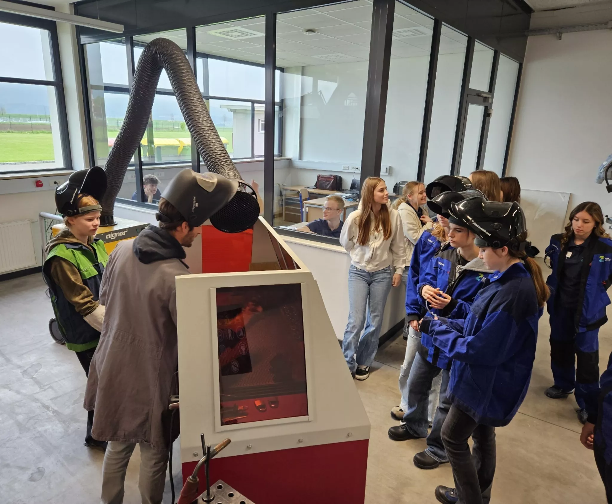 Technik hautnah erleben: Erfolgreicher Girls’ Day an der HTL Zeltweg - Murtal