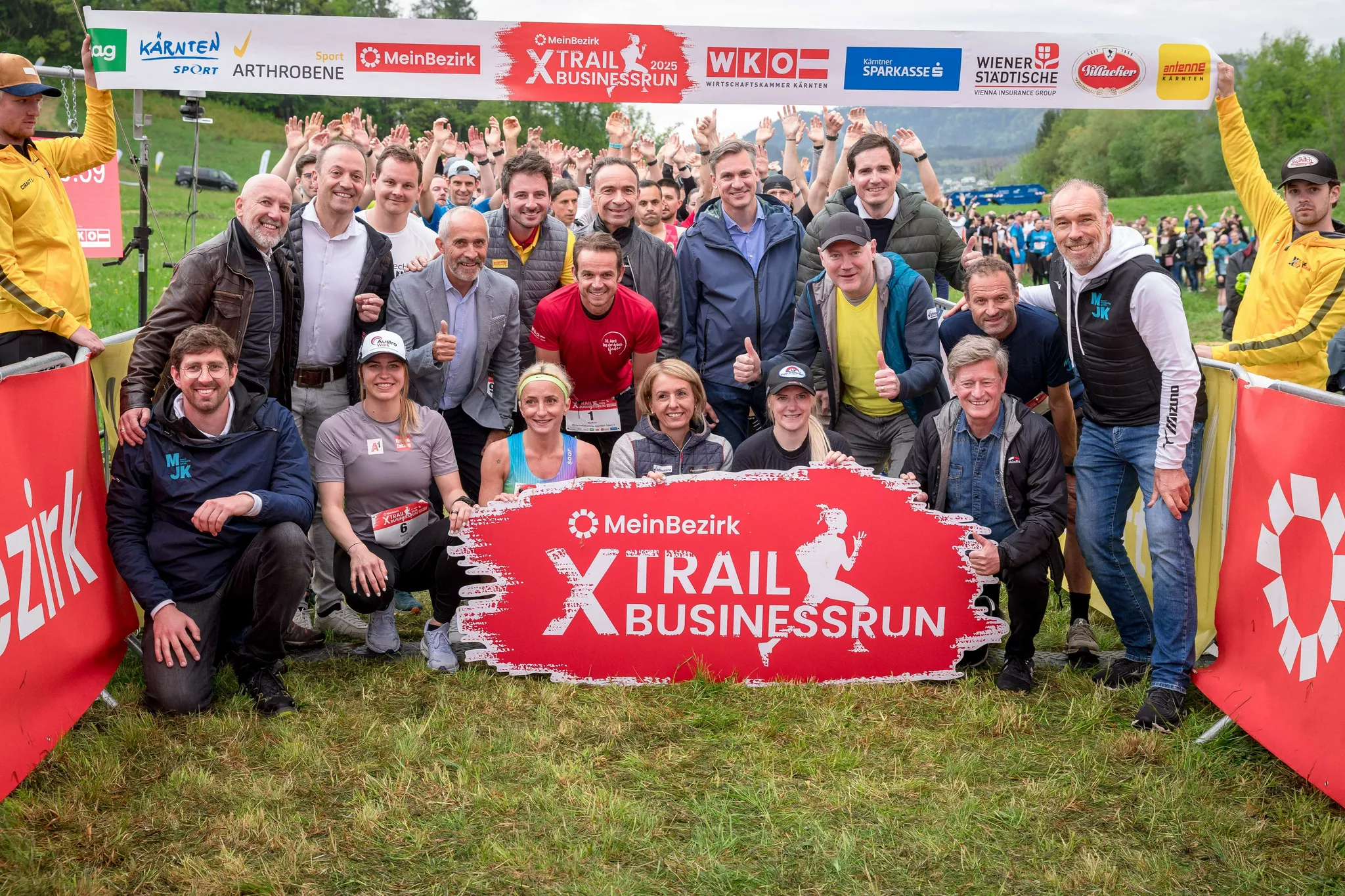 Große Bildergalerie: Über 1000 Teilnehmer beim X-Trail Businessrun ...