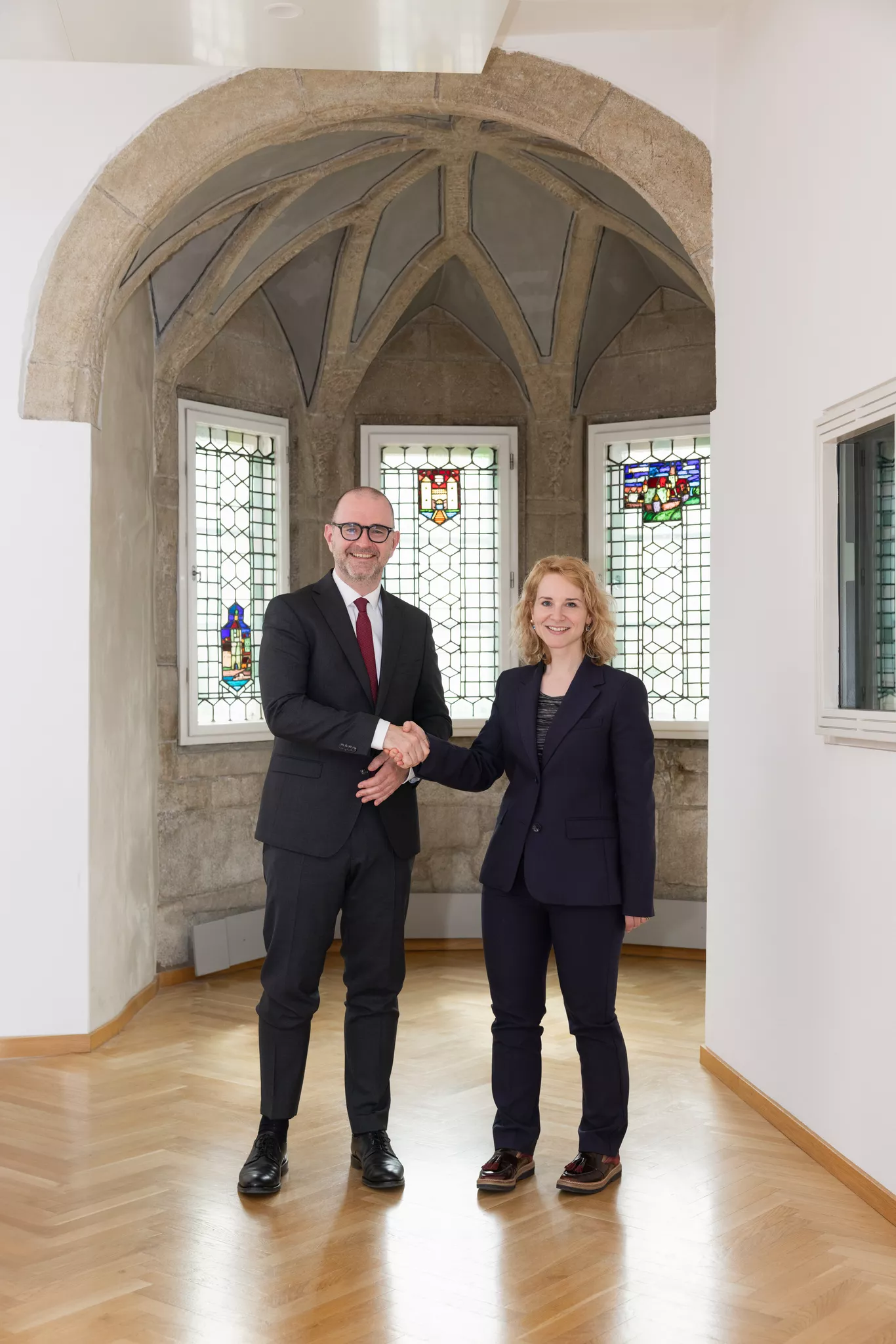 Austausch über Gleichstellung: Frauenministerin Holzleitner zu Besuch ...