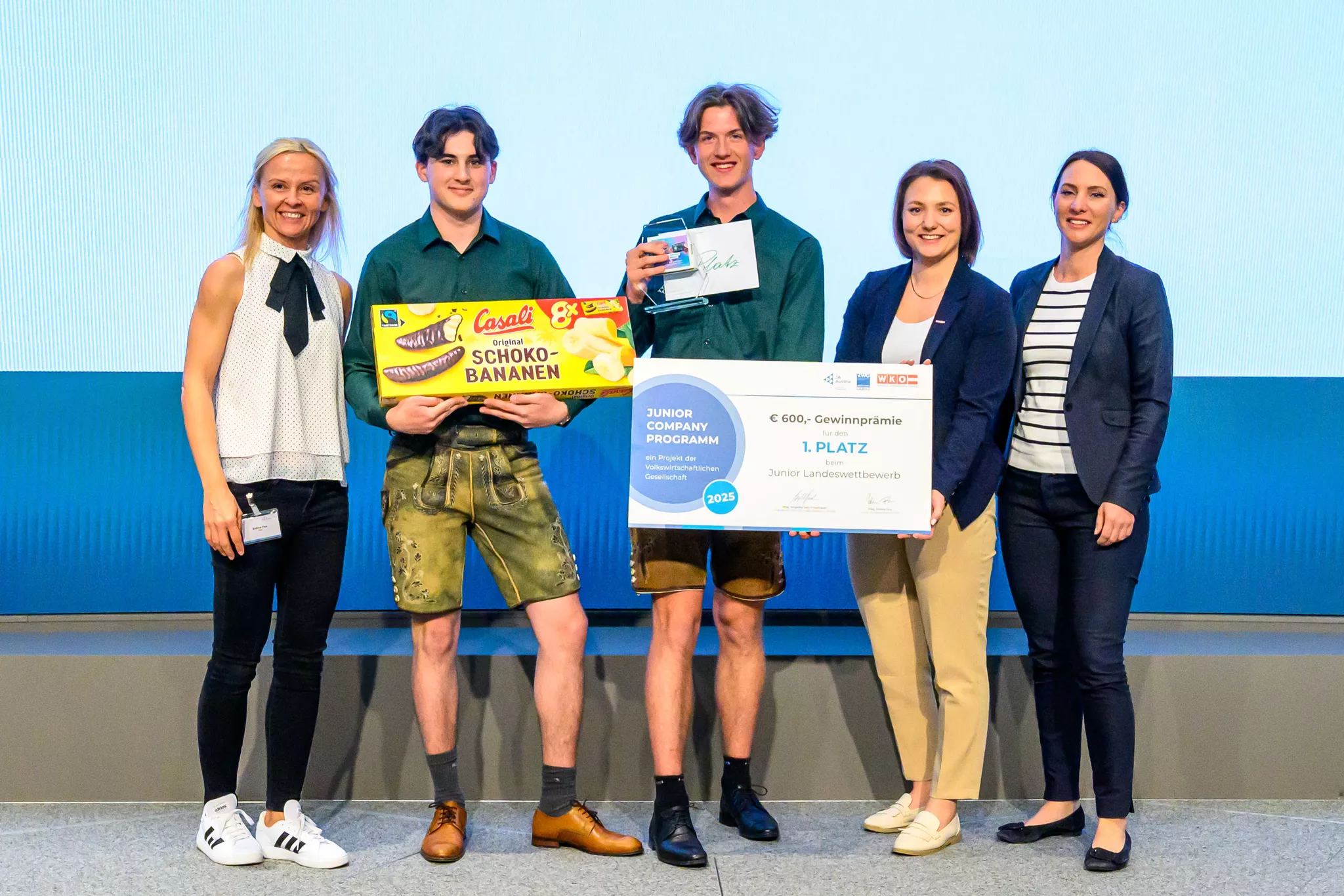 1. und 2. Platz: HTL-Braunau-Schüler erreichen Doppelführung bei Junior ...