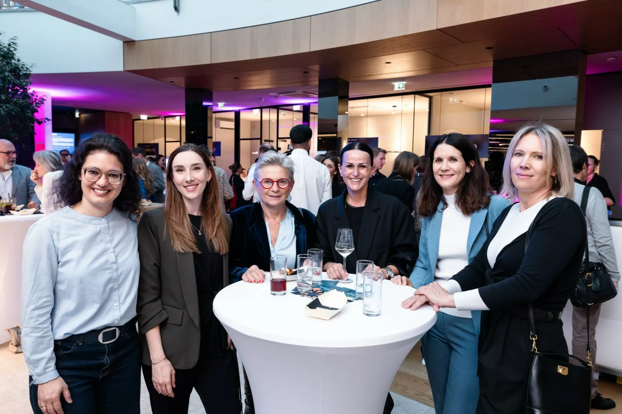 FUTURE.invest AFTERWORK Wiener Neustadt: Finanzwissen trifft Lifestyle ...