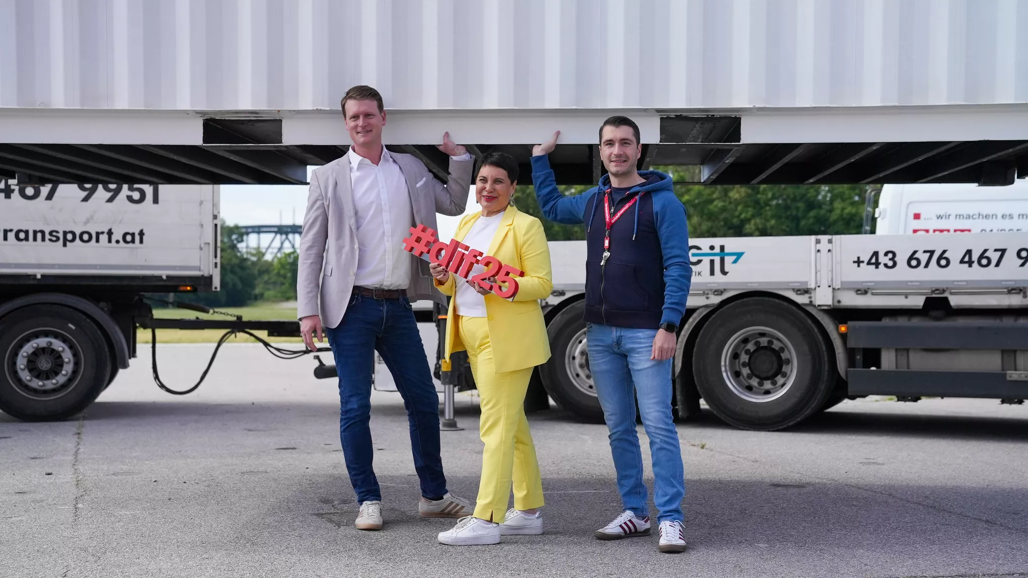 16 Bühnen: Der Aufbau für das 42. Wiener Donauinselfest hat gestartet ...