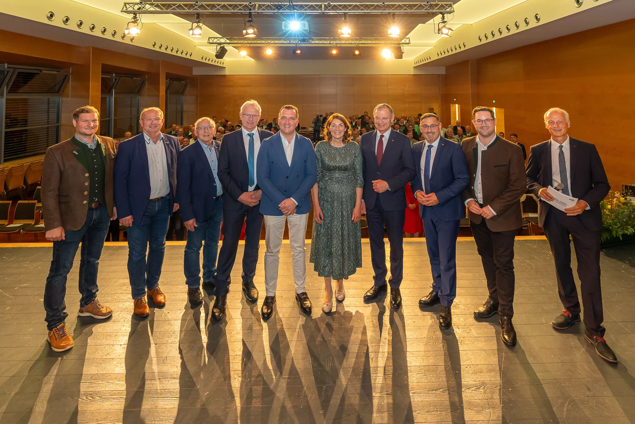 ÖVP Braunau feiert: 80 Jahre Parteibestehen und neues Bezirksbüro - Braunau