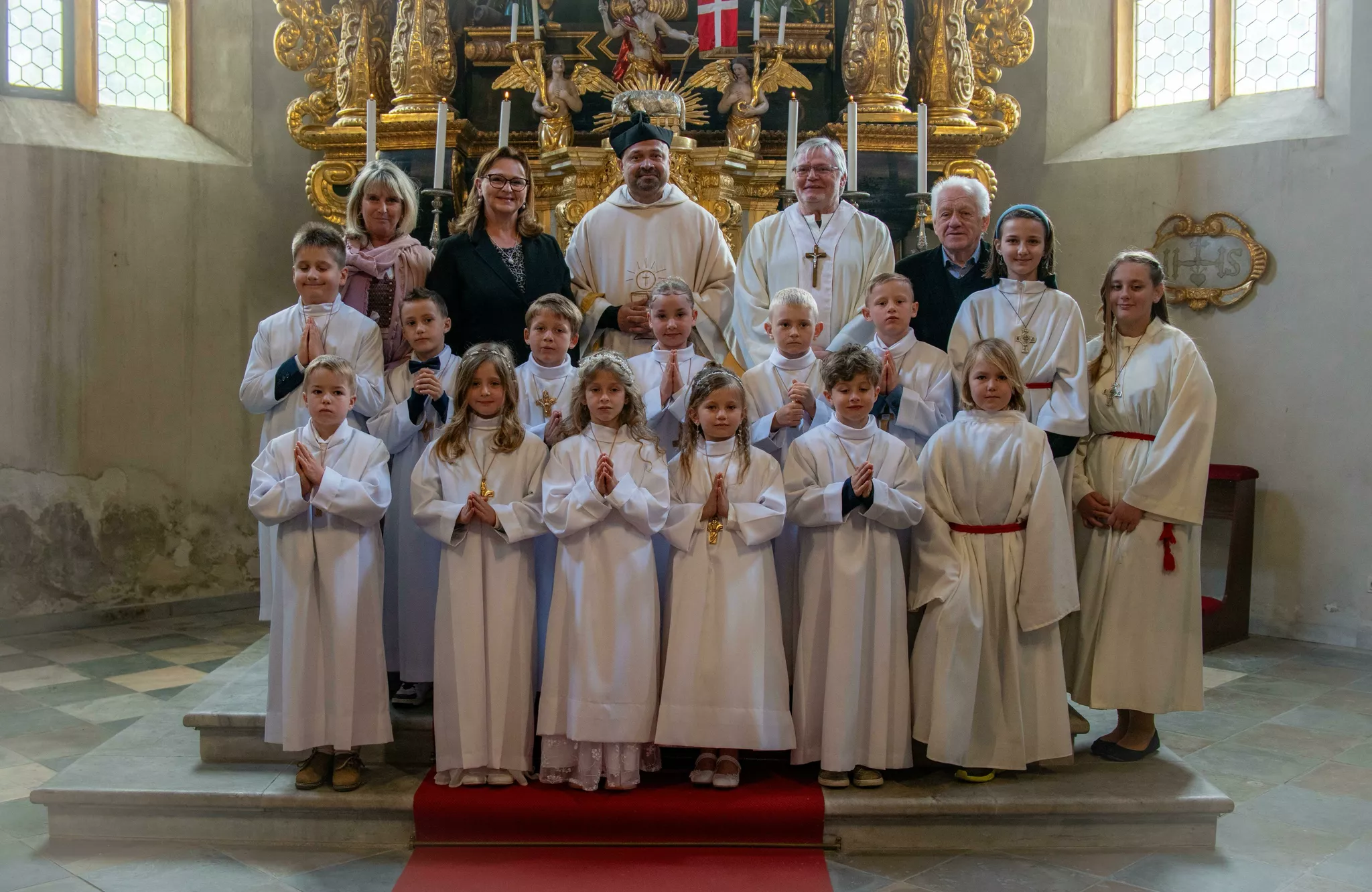 Wieting, Klein St. Paul: Elf Kinder feierten ihre Erstkommunion - St. Veit