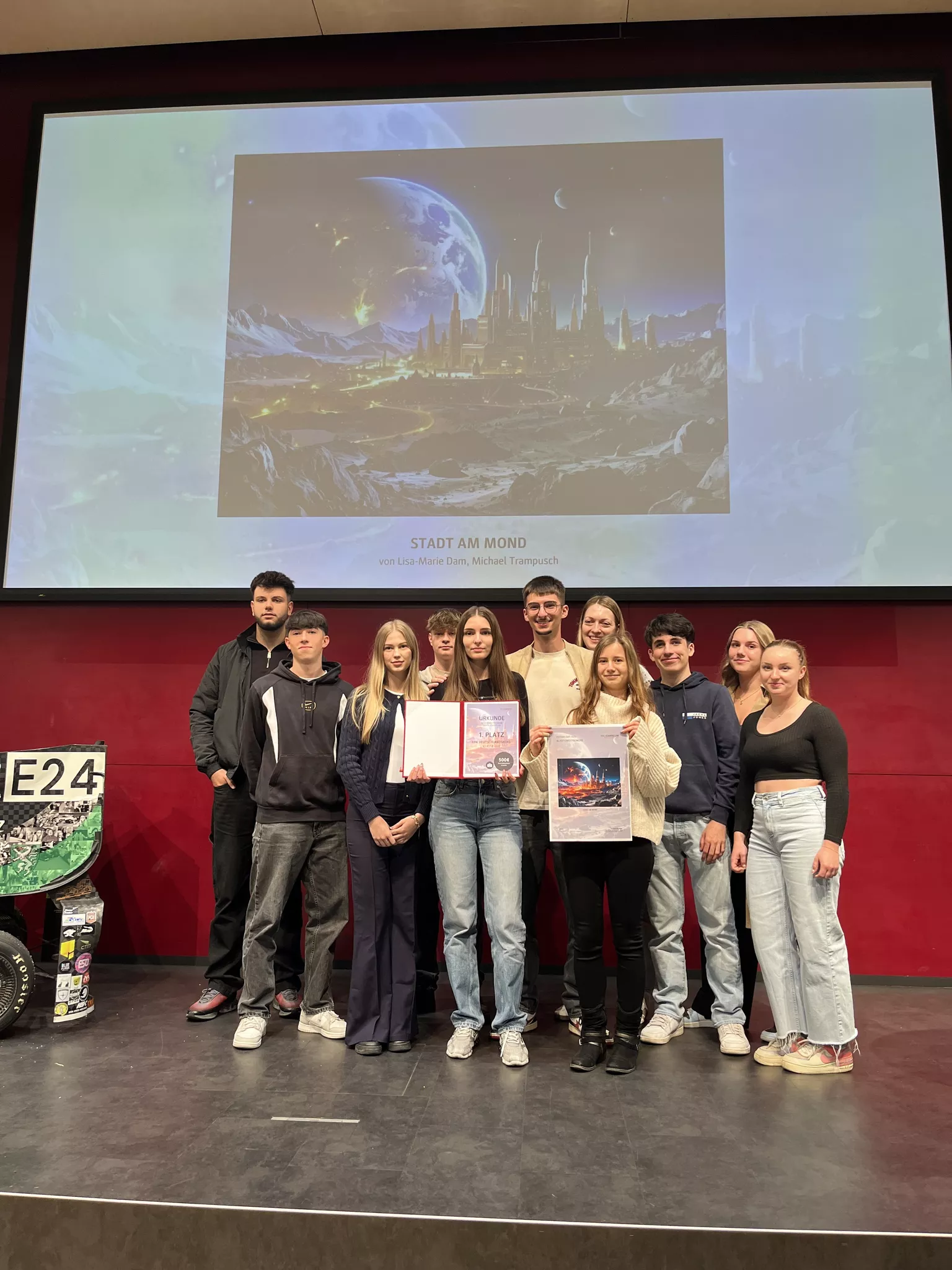 Zukunft kreativ gedacht: 4AK gewinnt KI-Fotowettbewerb der FH Joanneum ...