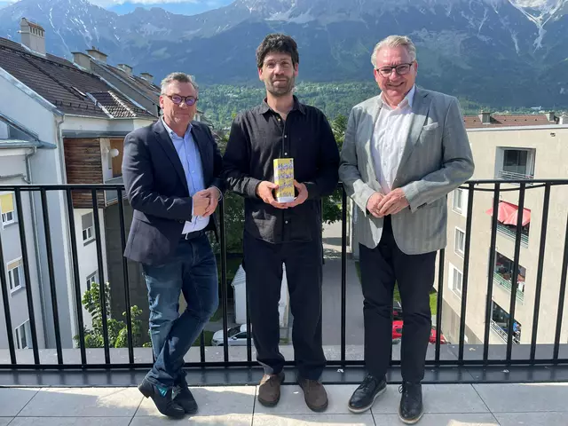 NHT Kunst am Bau: Comic-Künstler gestaltet Treffpunkt in Wohnanlage ...