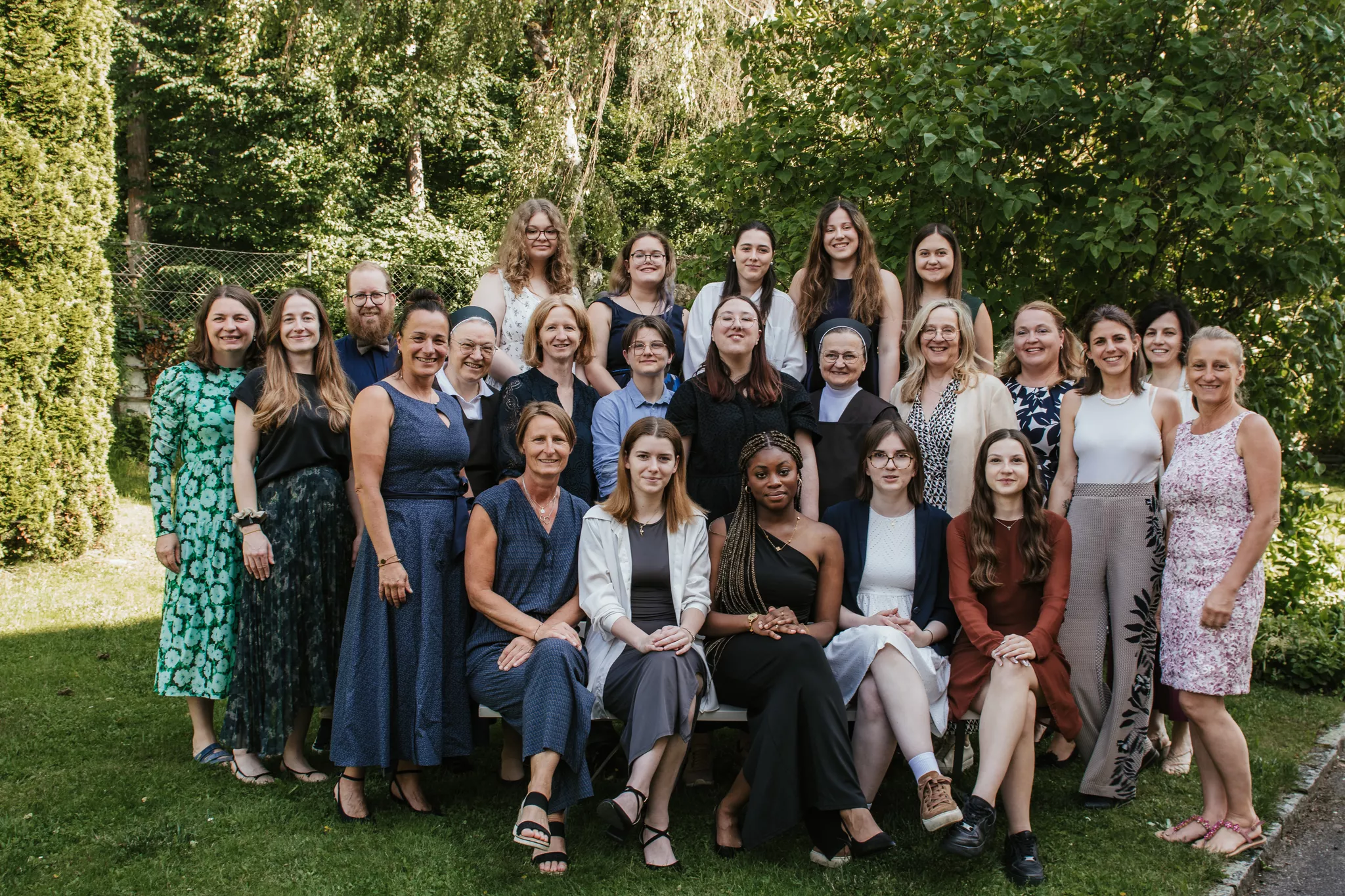 Fachschule für Sozialberufe - krönender Abschluss: Die weiße Fahne weht ...