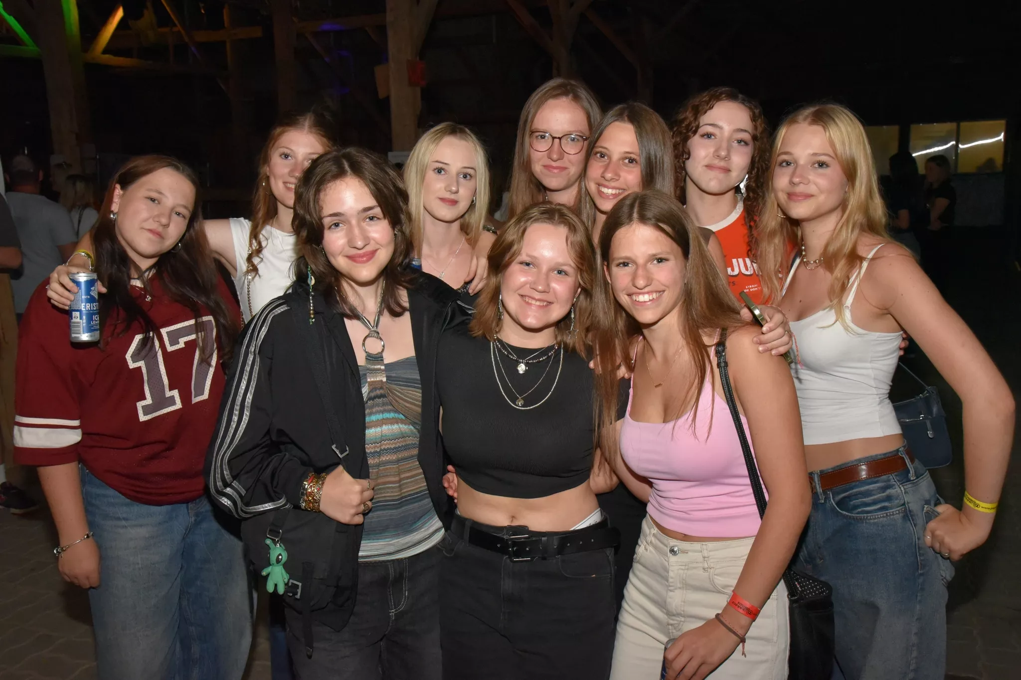 Festl in Laufenbach: Geht's nu – Sonnenbrille auf, Party on! - Schärding