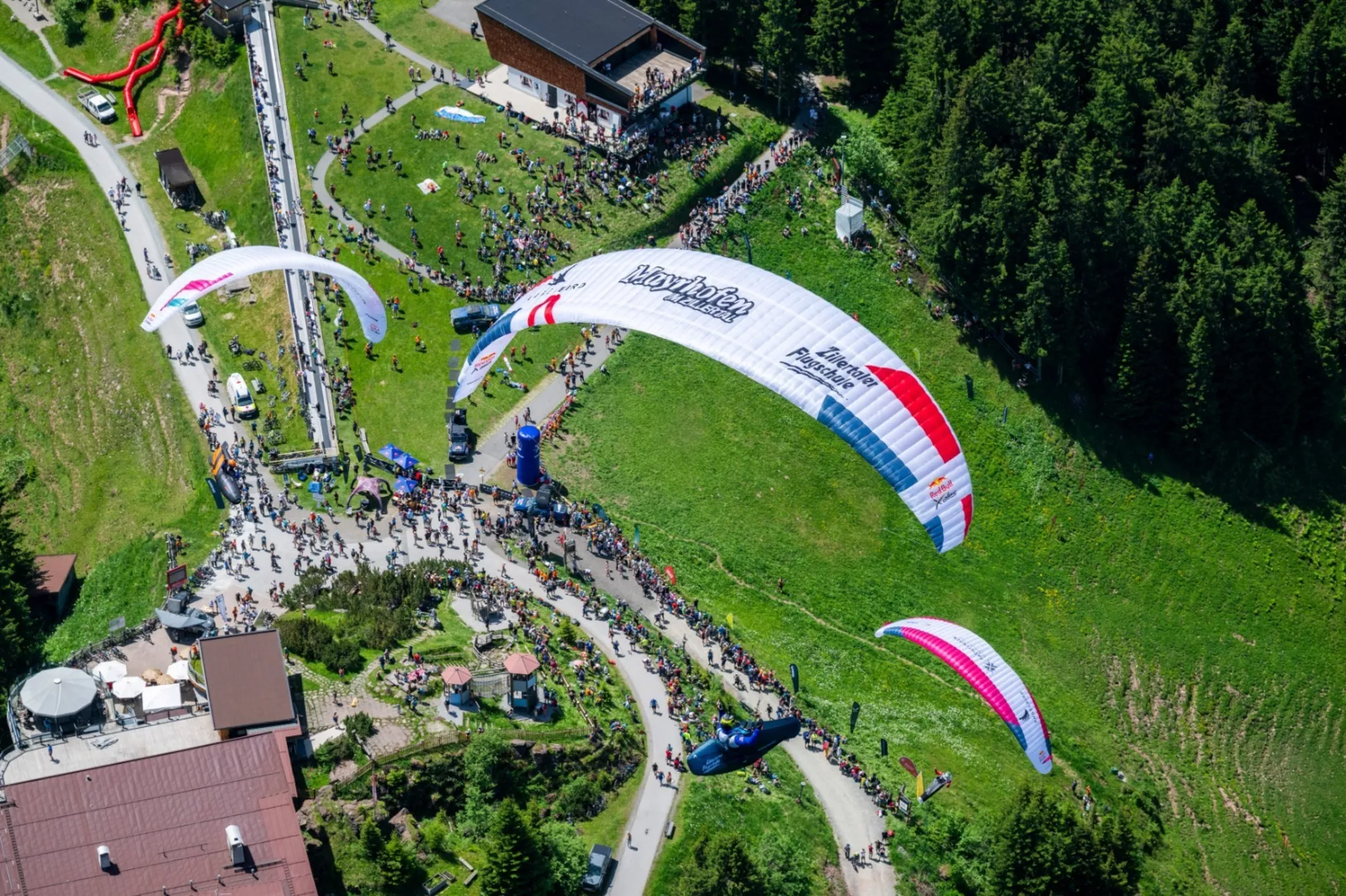 Red Bull X-Alps: Fulminanter Kitz-Auftakt für Red Bull X-Alps - Kitzbühel