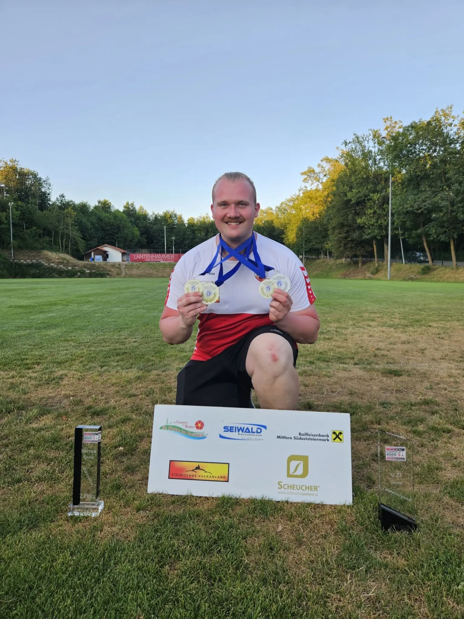 Stocksport: Vier Europacup-Medaillen für Peter Neubauer vom ESV Glojach ...