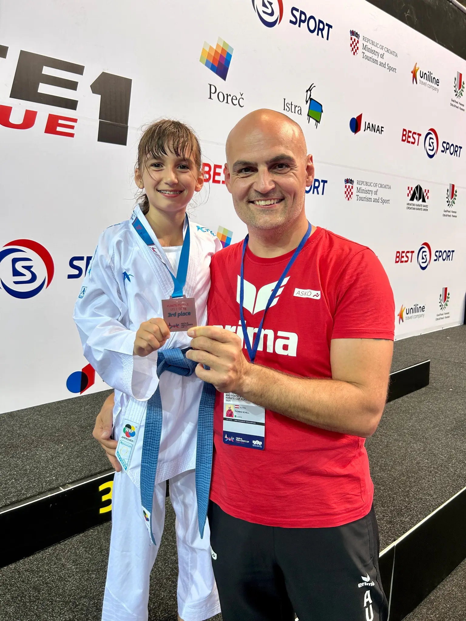 Karate: Sophia Schell sorgt für Furore - Vöcklabruck