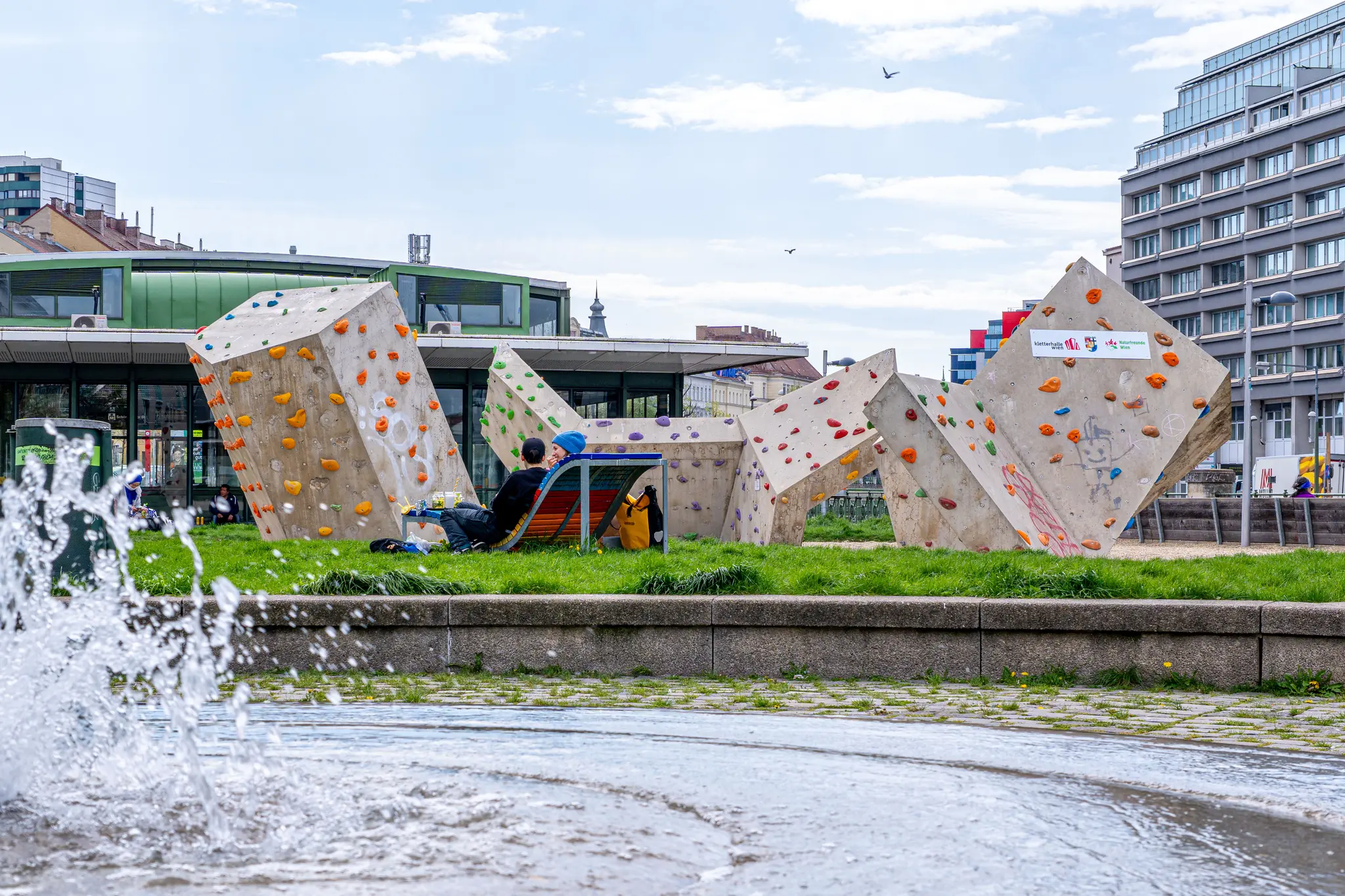 Meidling: Am Bruno-Pittermann-Platz gibt es Boulder-Sport zum ...