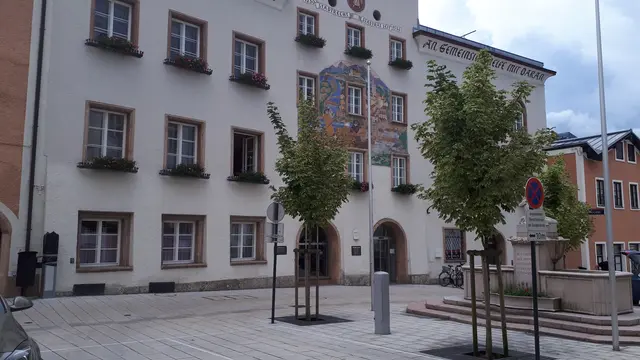 Salzburger Straßentheater: Russisch Roulette - Tennengau