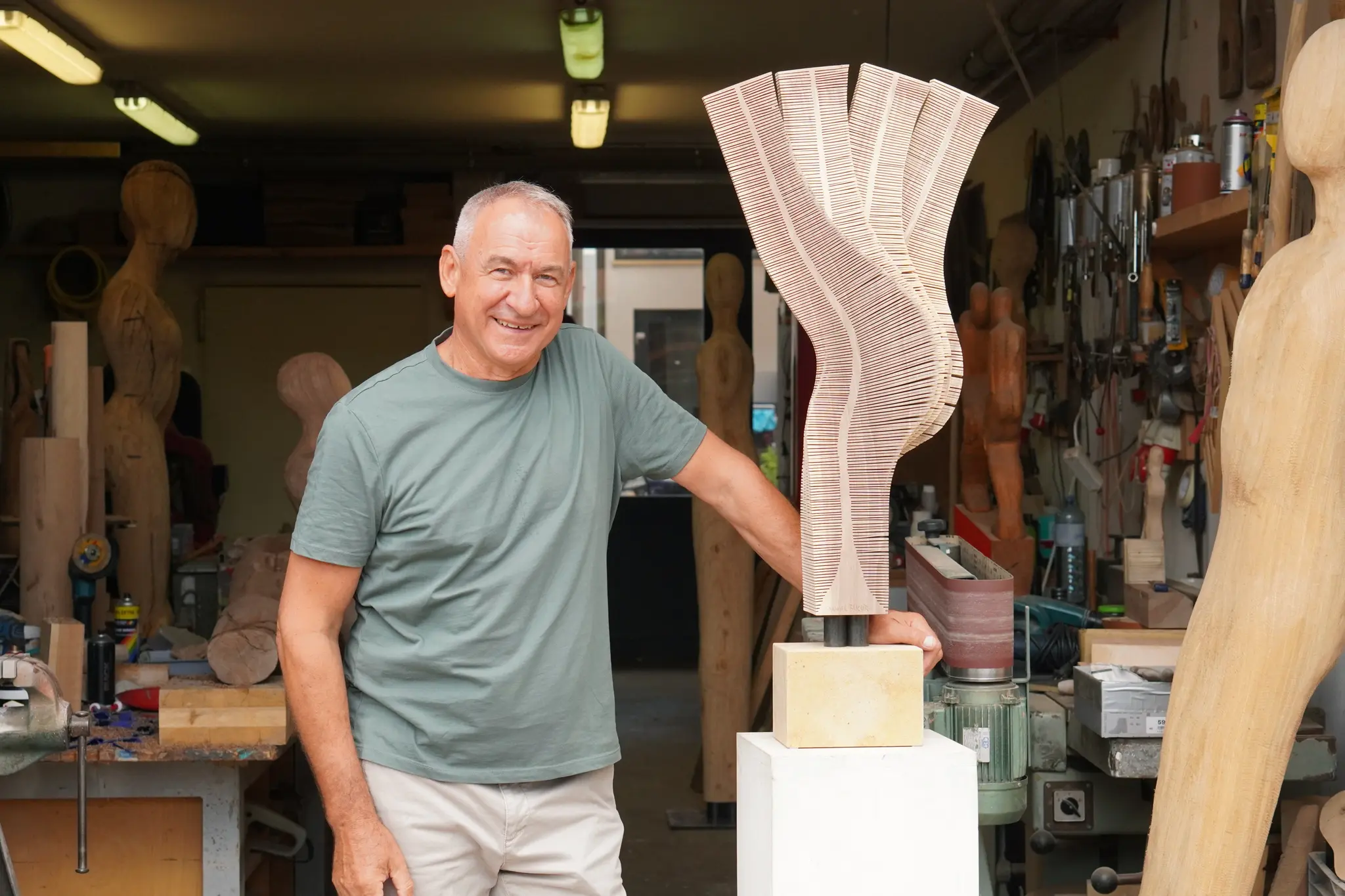 Der Weg zur Skulptur: Die Welt des Golser Bildhauers Daniel Bucur - Neusiedl am See