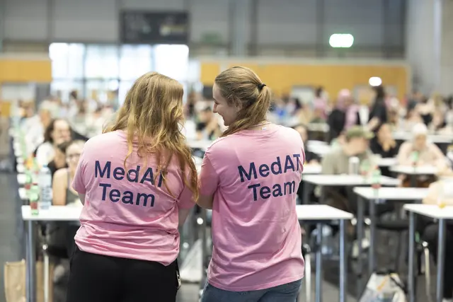 MedAT 2025: 12.394 Bewerber kämpfen um 1.900 Medizin-Studienplätze