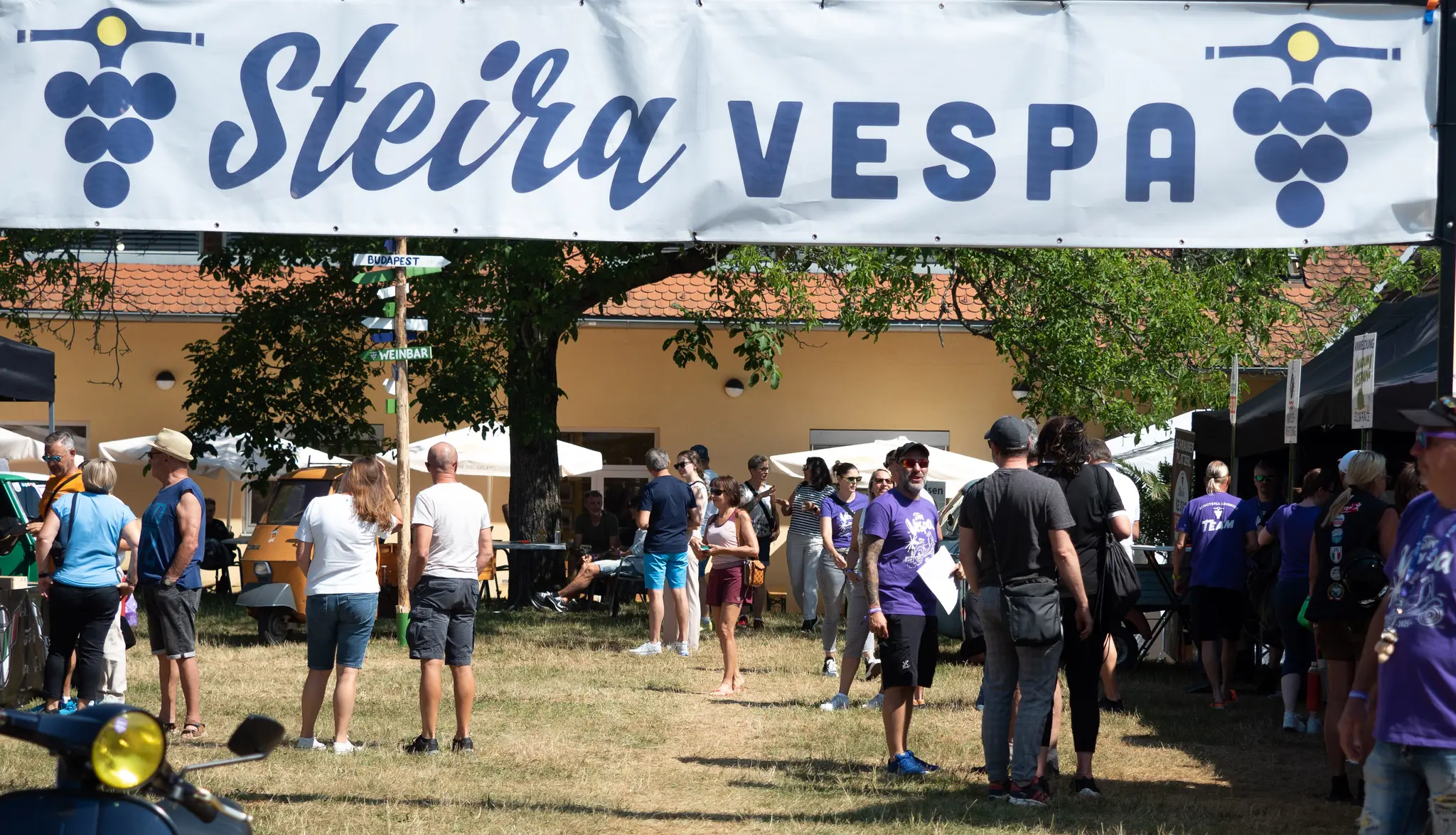 Das größte Vespa Event der Steiermark: VESPA - STEIRA TREFF - SCHLOSS ...