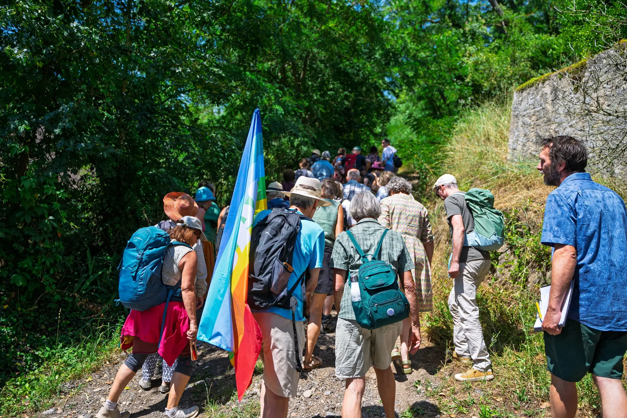 Bewegender Auftakt in Gars: Kunst und Stille als Wegweiser zum Frieden ...