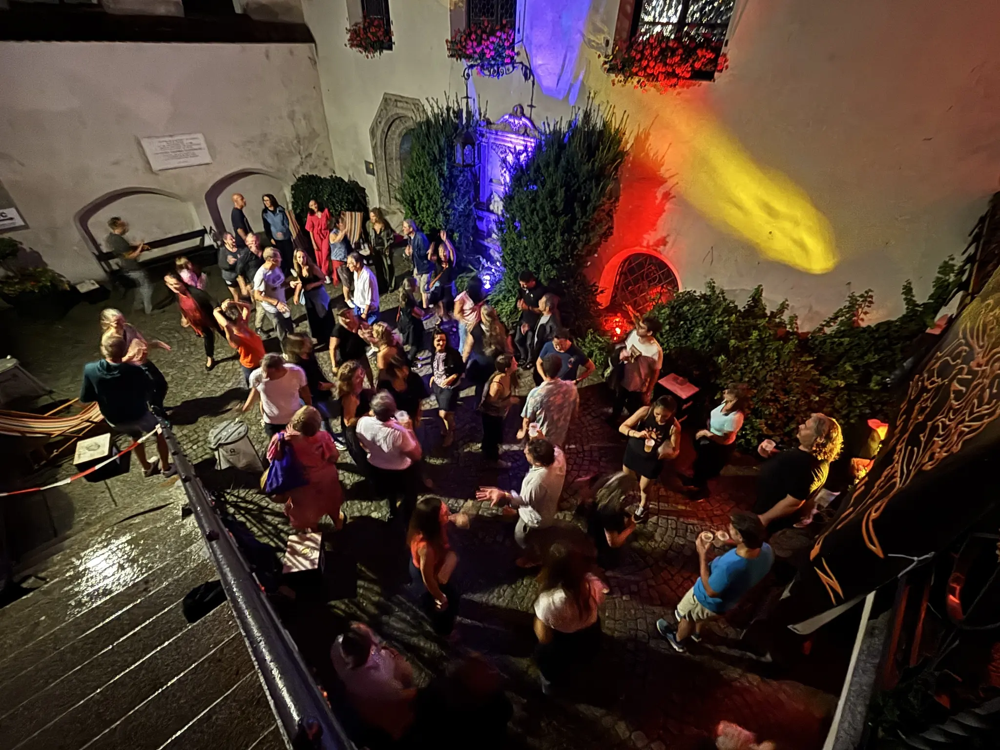 Soundkillaz-Open-Air: DJ The Waz Exp. rockt den Haller Rathaus-Innenhof ...