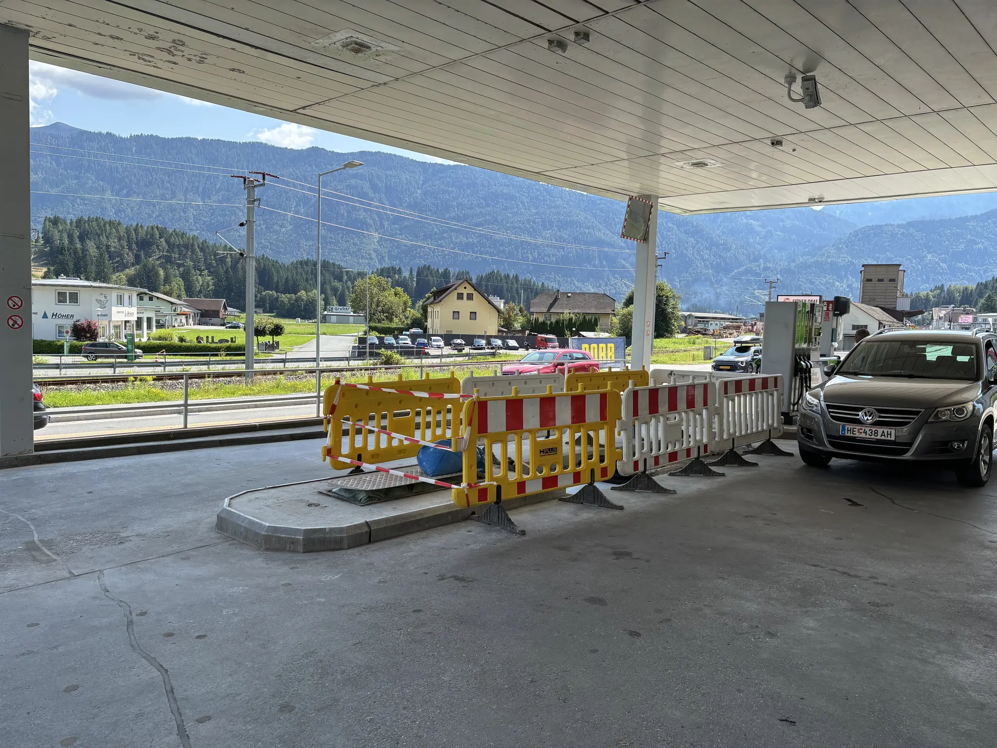 Tankstelle Hermagor: OMV startet Umbau mit Turbo-Zapfsäule und AdBlue ...