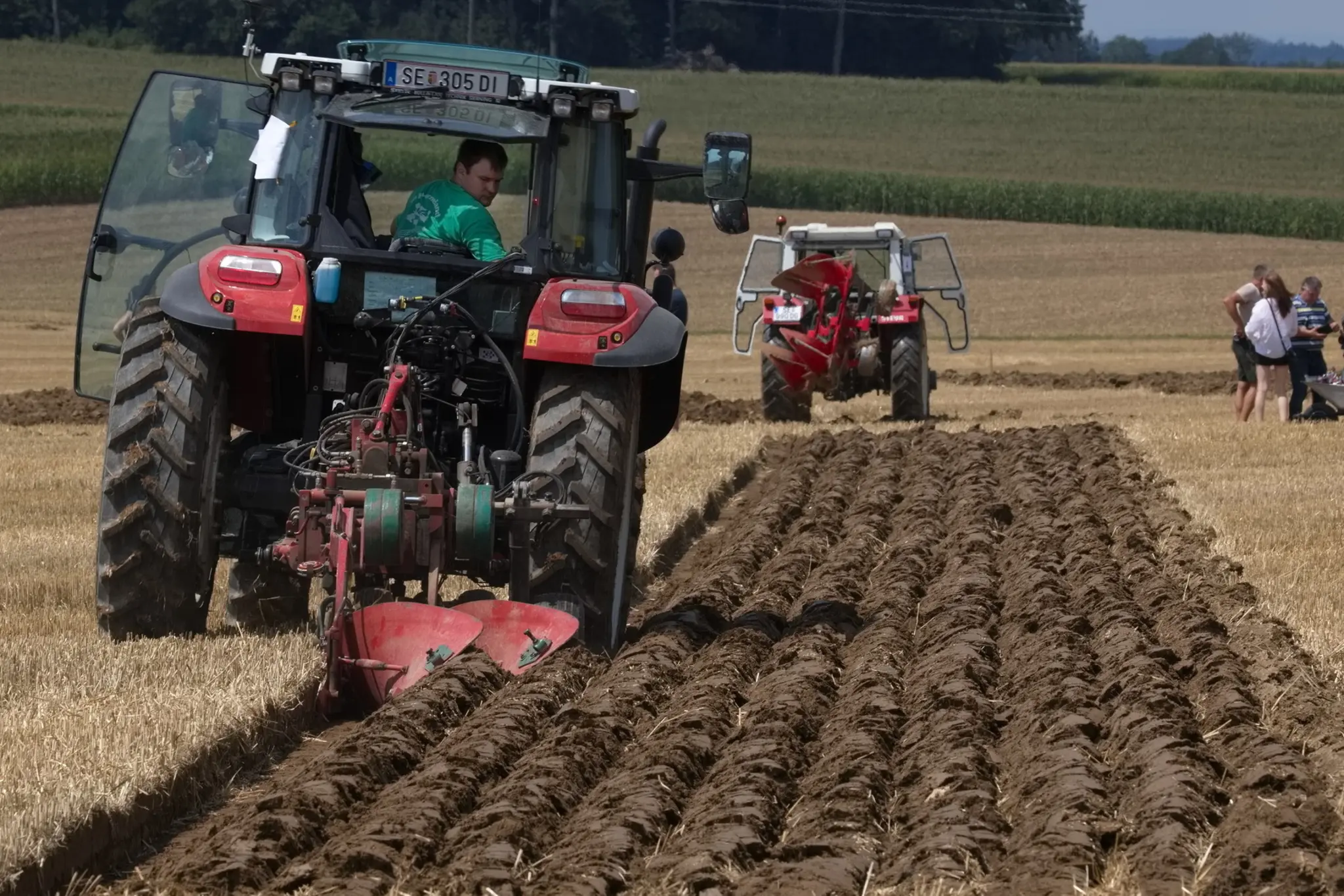 Präzision auf dem Ackerfeld:: In Nußbach werden die schönsten ...