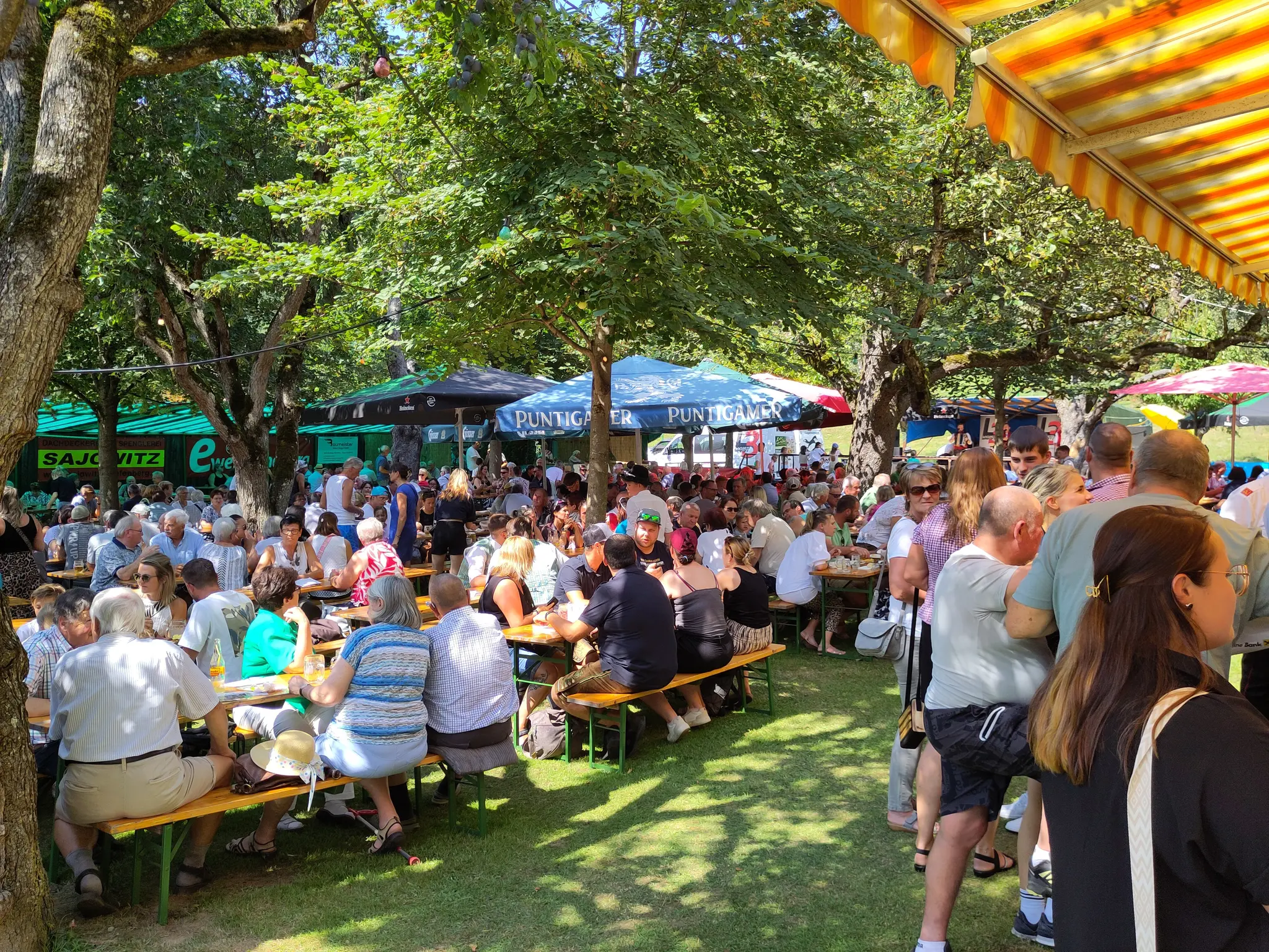 Bildergalerie: Stimmung und gute Laune beim Edelsdorfer Gartenfest ...