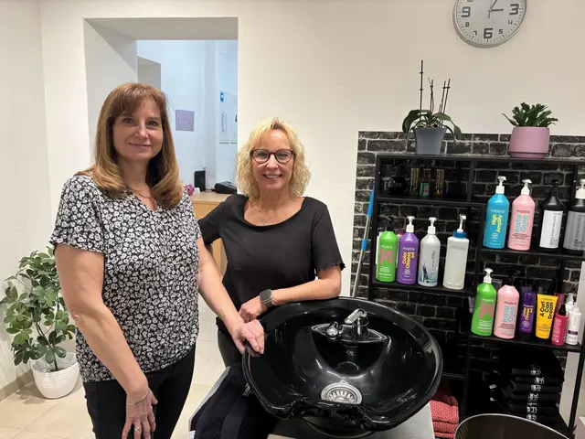 Friseur Doris in 1100 Wien Favoriten: Haarmonische Schnitte seit 1999 ...