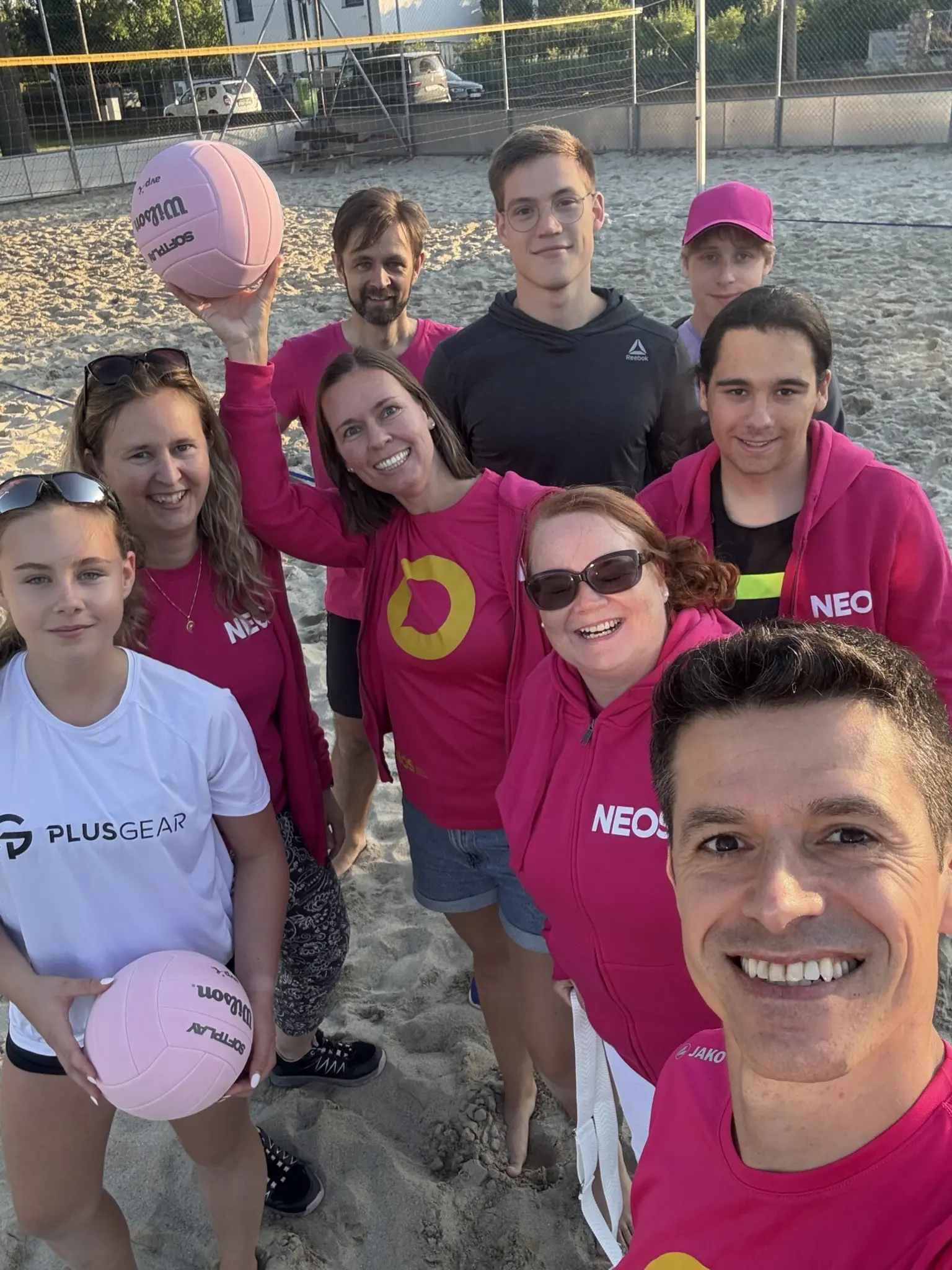 NEOS-Volleyballevent: Sport, Spaß und Teamgeist in Strasshof - Gänserndorf