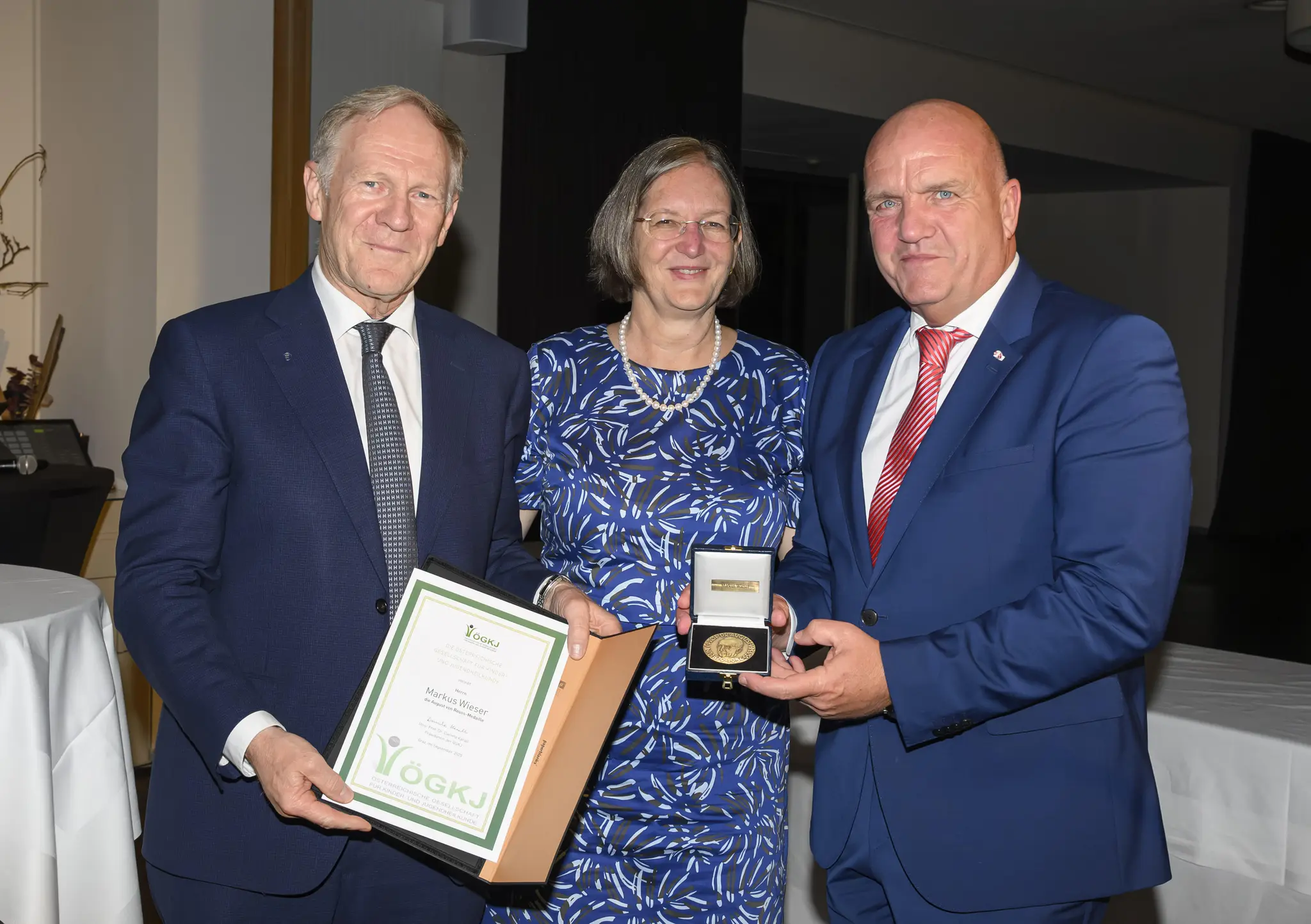 Aus dem Bezirk: August von Reuss-Medaille an Markus Wieser verliehen ...