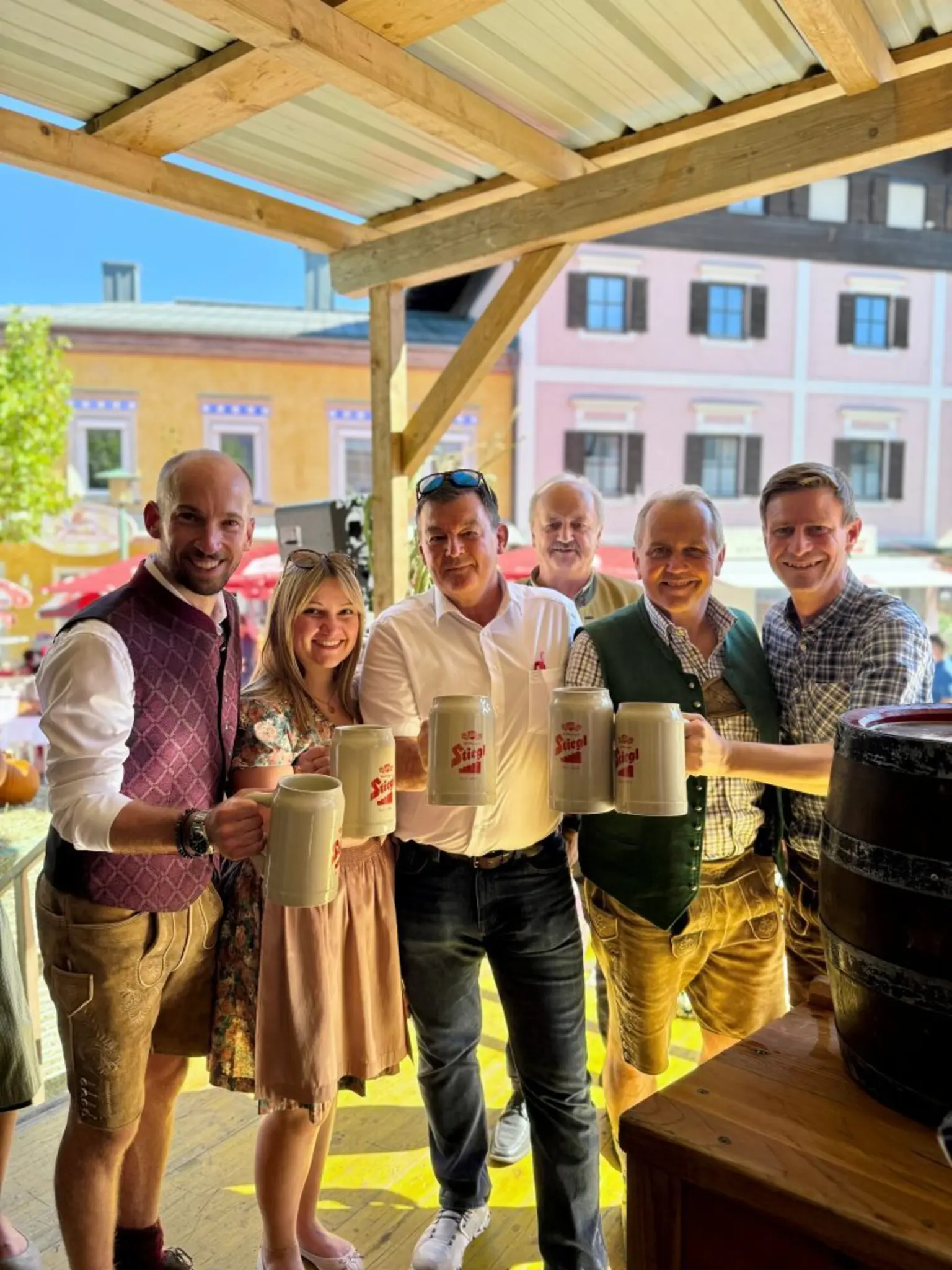 39. Ruperti-Stadtfest Neumarkt: Kaiserliches Wetter und bunte Festmeile ...