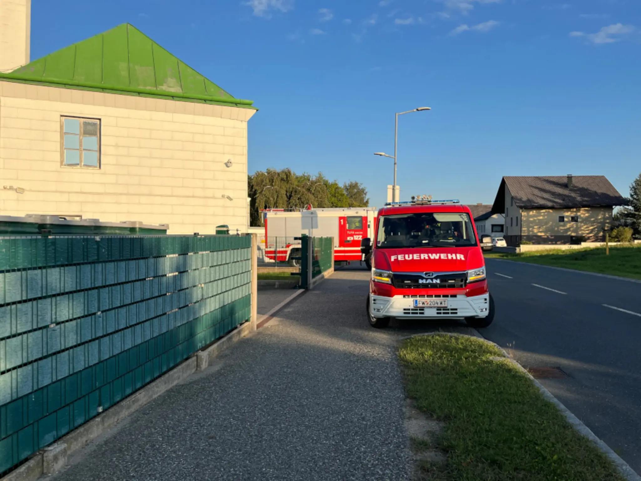 Feuerwehreinsatz in Dimling: Dampfbildung löste Rauchmelder aus ...