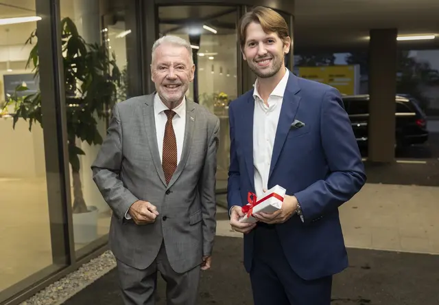 Wr Neustadt: AEOS Ärztezentrum Zehnergasse/Starhemberggasse eröffnete ...