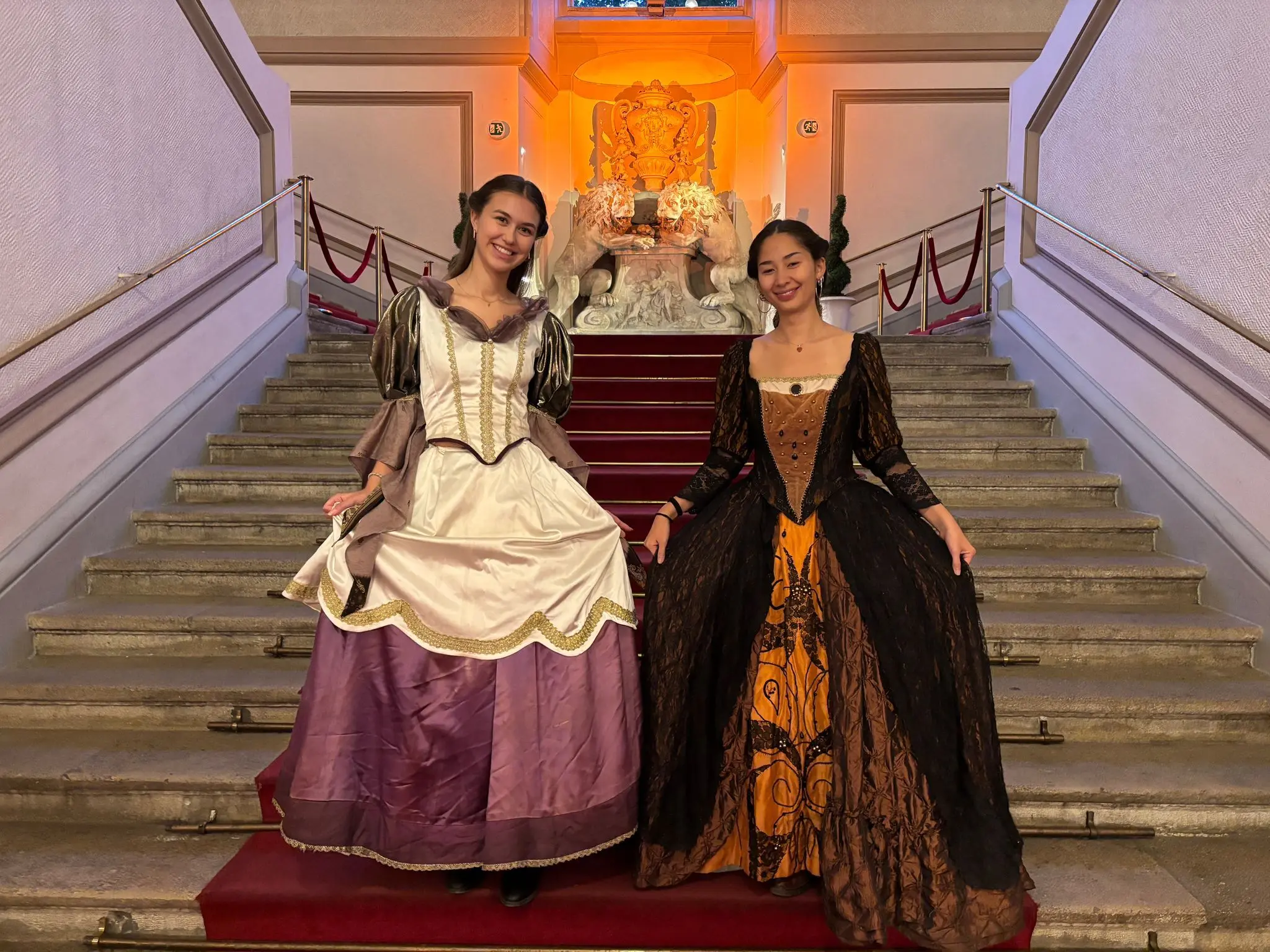 Bildergalerie: So prunkvoll war das Grand Opening im Palais Auersperg ...