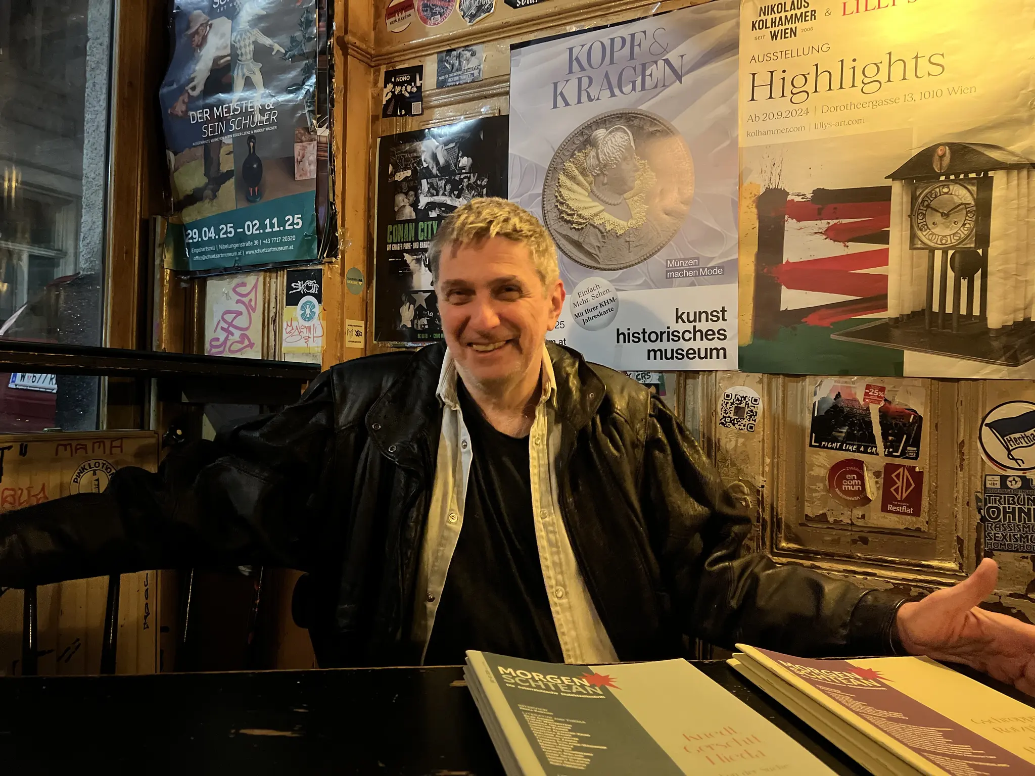 Josefstadt: Im Café "Anno" finden seit über 20 Jahren Lesungen statt ...