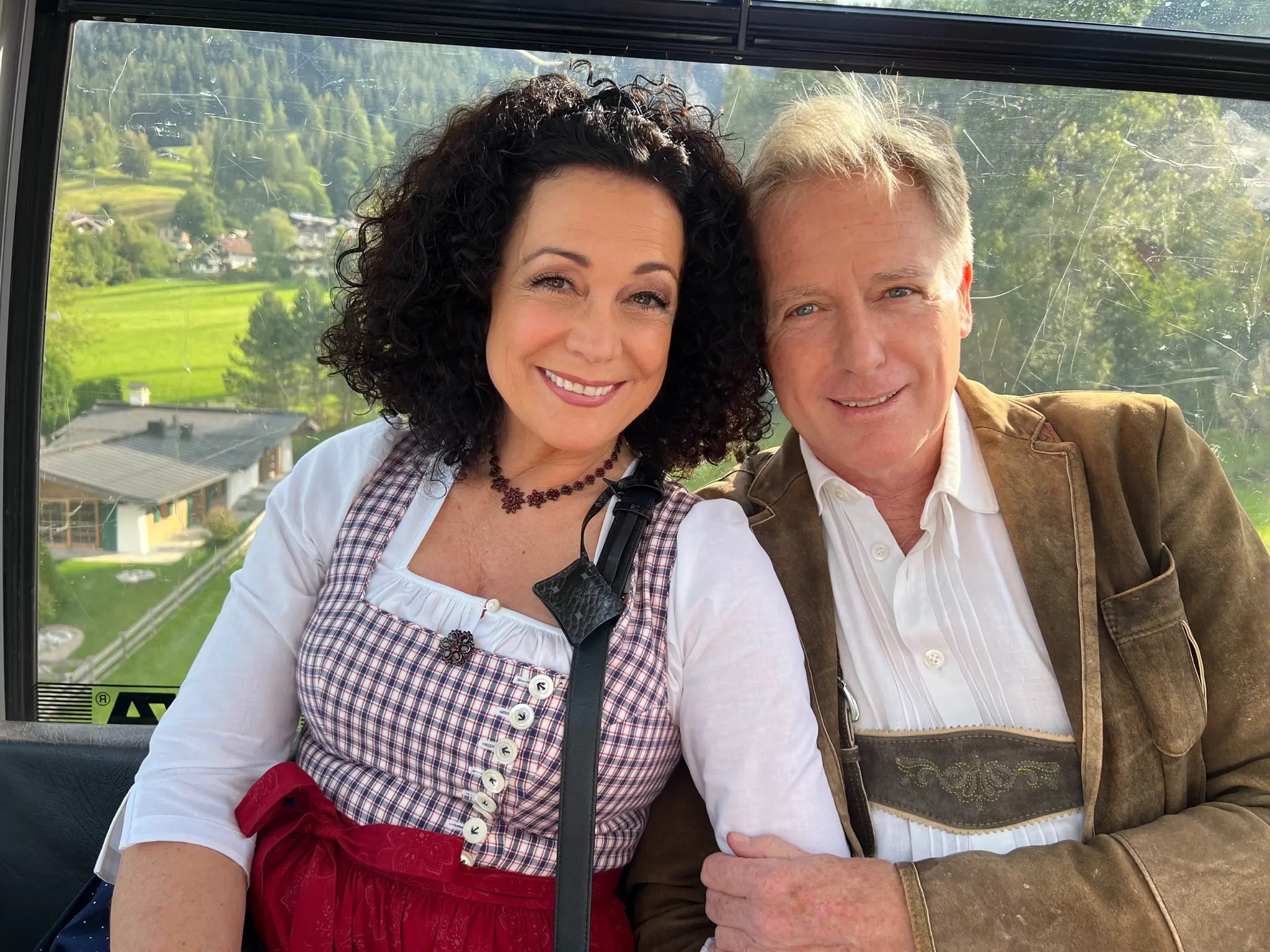 Barbara Wussow und Albert Fortell: Vom Traumschiff nach St. Johann im ...